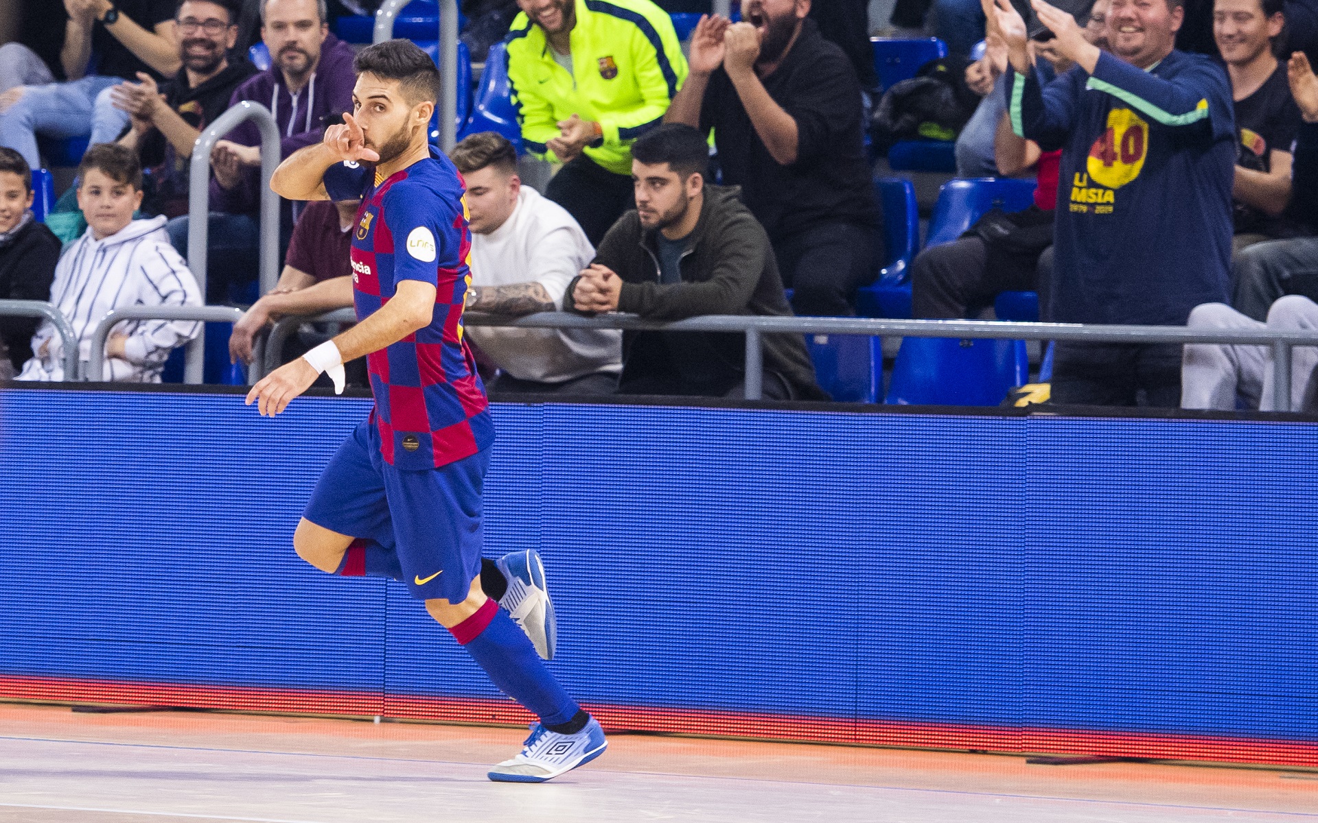 Adolfo es corona màxim golejador