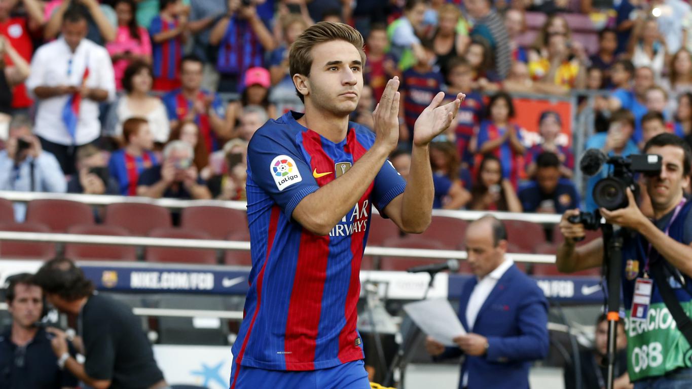 Which footballers have played for Barça and Las Palmas?