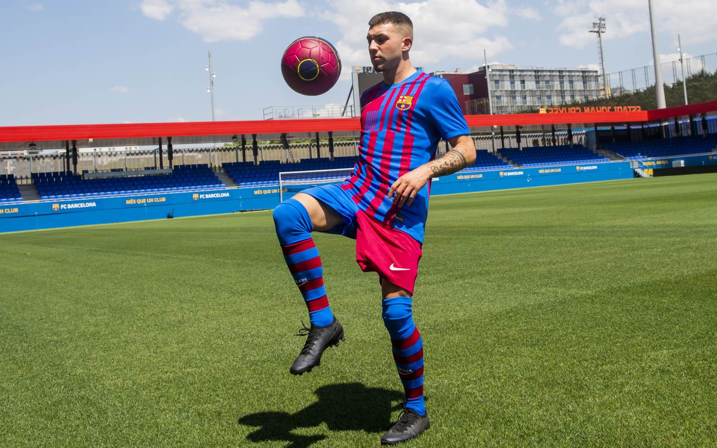 Antonio Aranda signs for Barça B