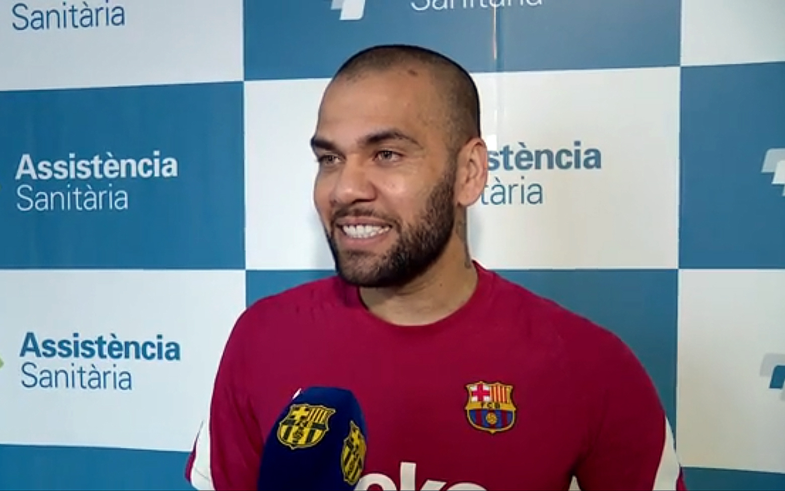 Dani Alves: 'Wearing this shirt gives me extra strength'