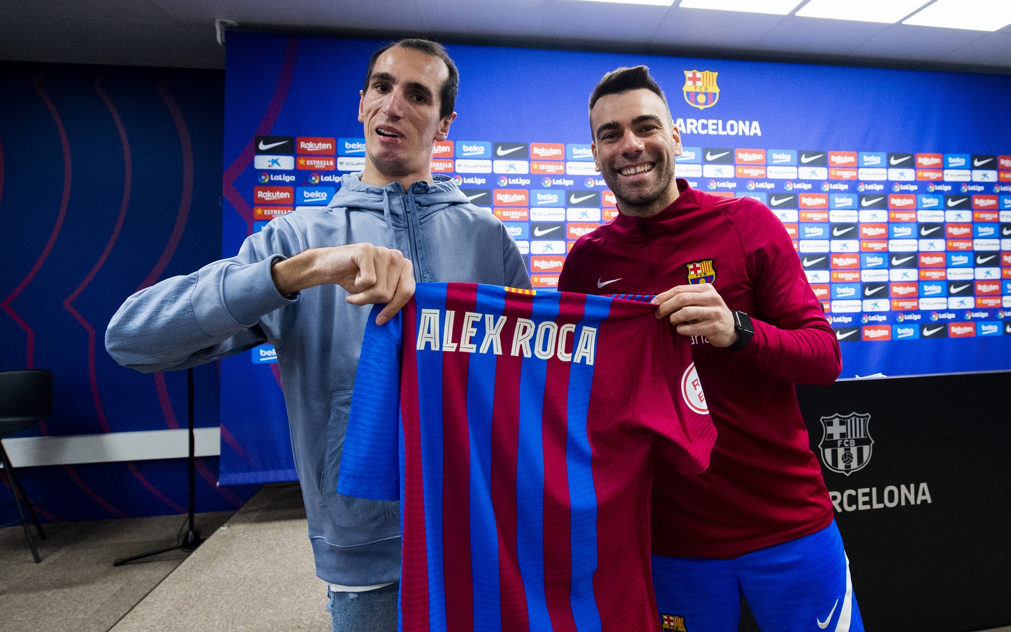 Àlex Roca inspira al equipo con una charla motivadora