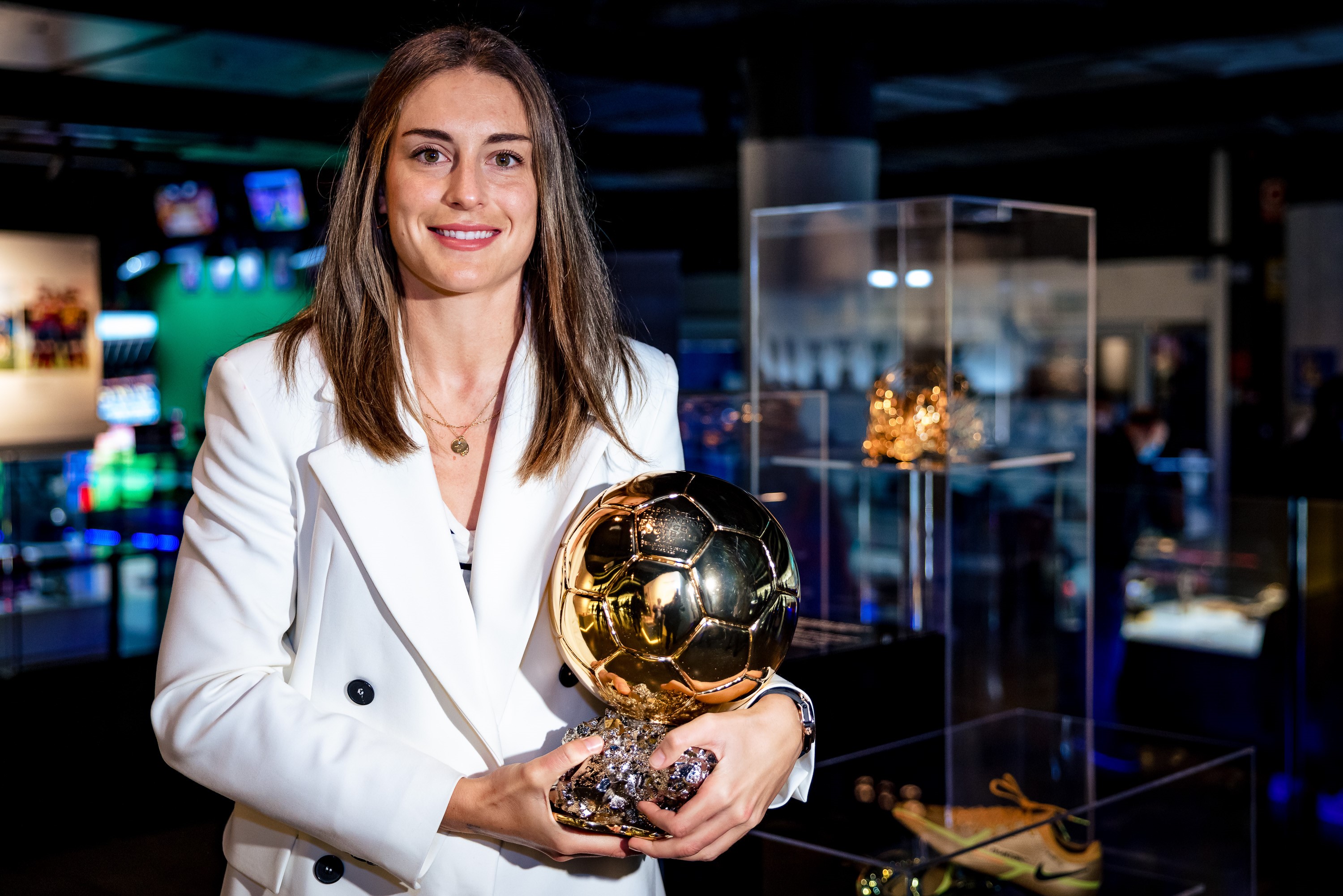 El Balón de Oro de Alexia ya se exhibe en el Museo