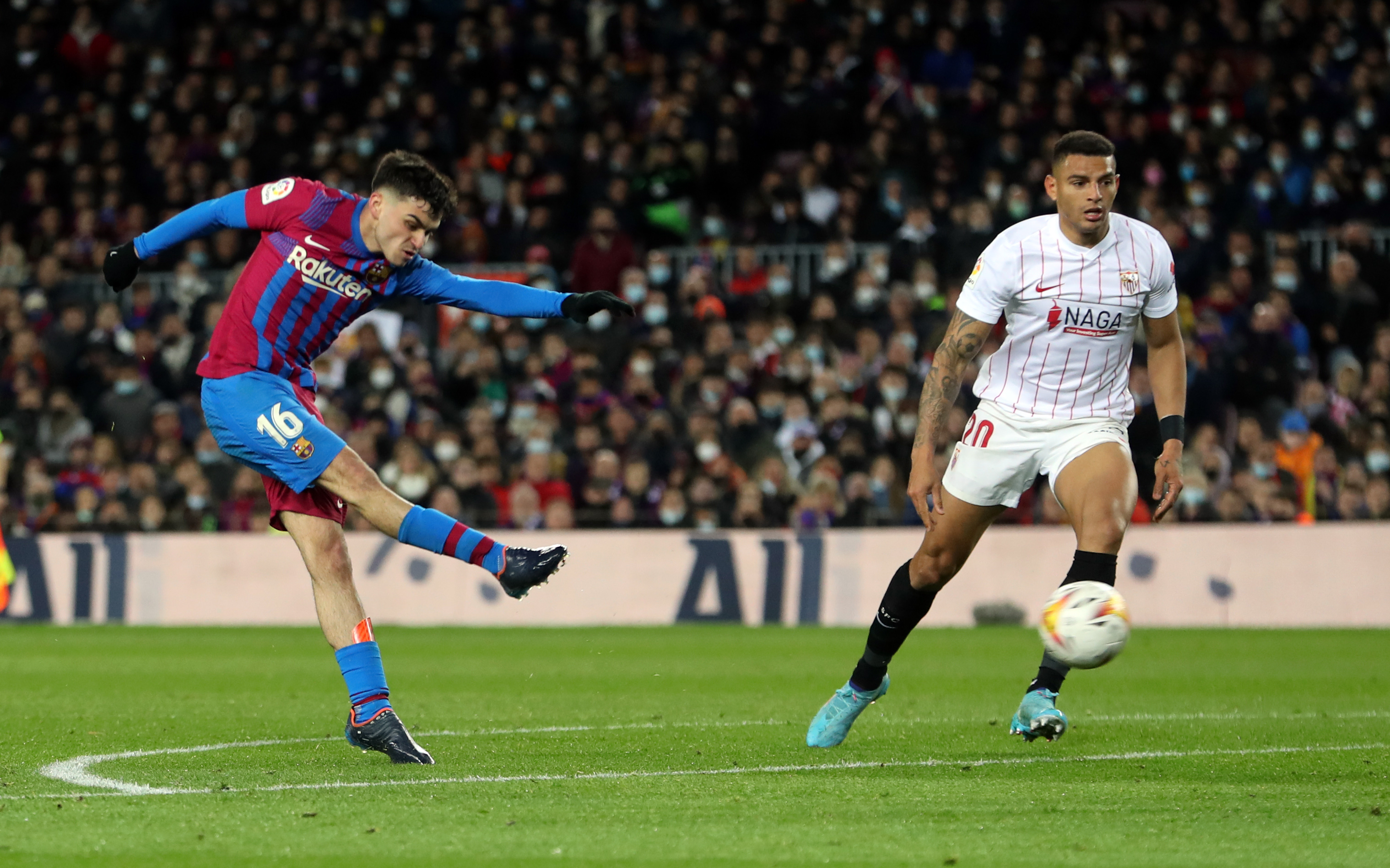 Pedri takes best goal in La Liga 2021/22