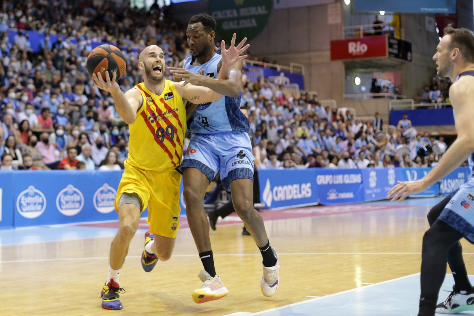 Río Breogán 72–74 Barça: Comeback win to top the table