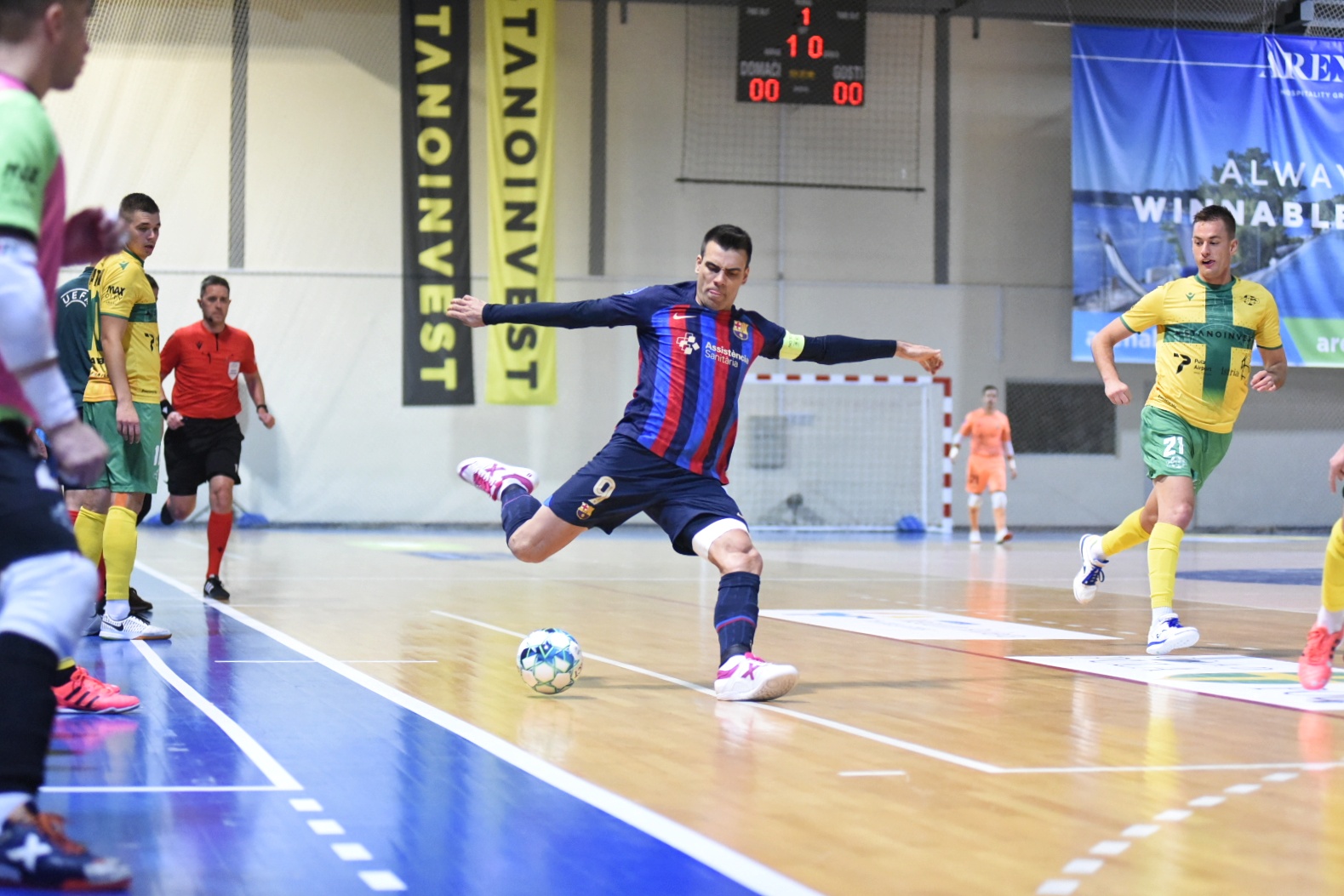 Barça - Pula: S'escapa la Final Four (7-2)