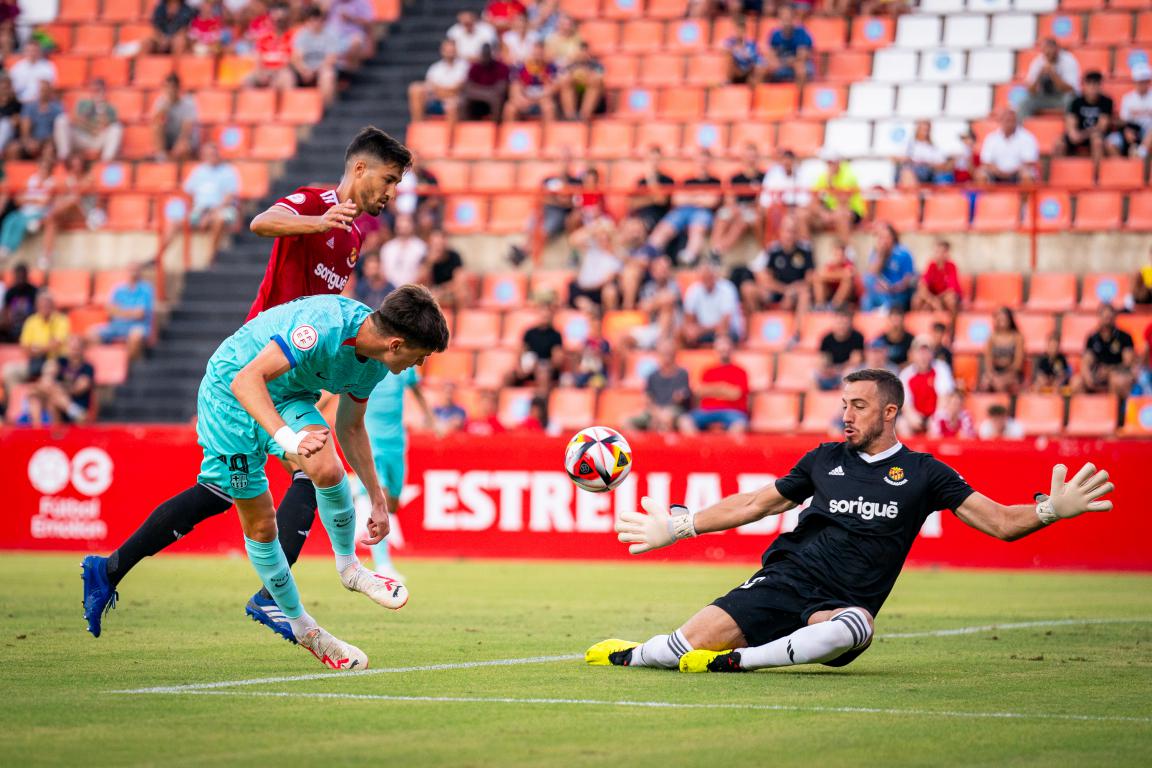 La derrota contra el Nàstic, en imágenes