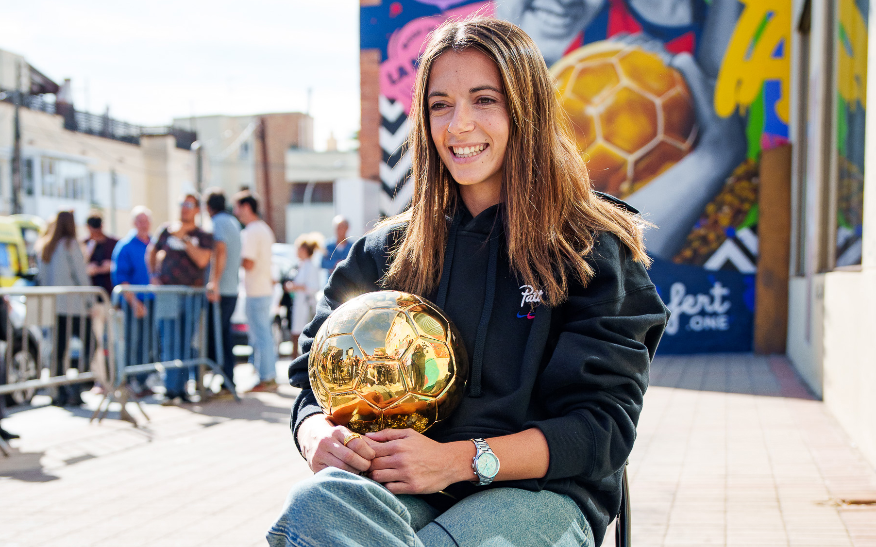 Aitana Bonmatí: "Es un orgullo llevar el escudo del Barça por todo el ...