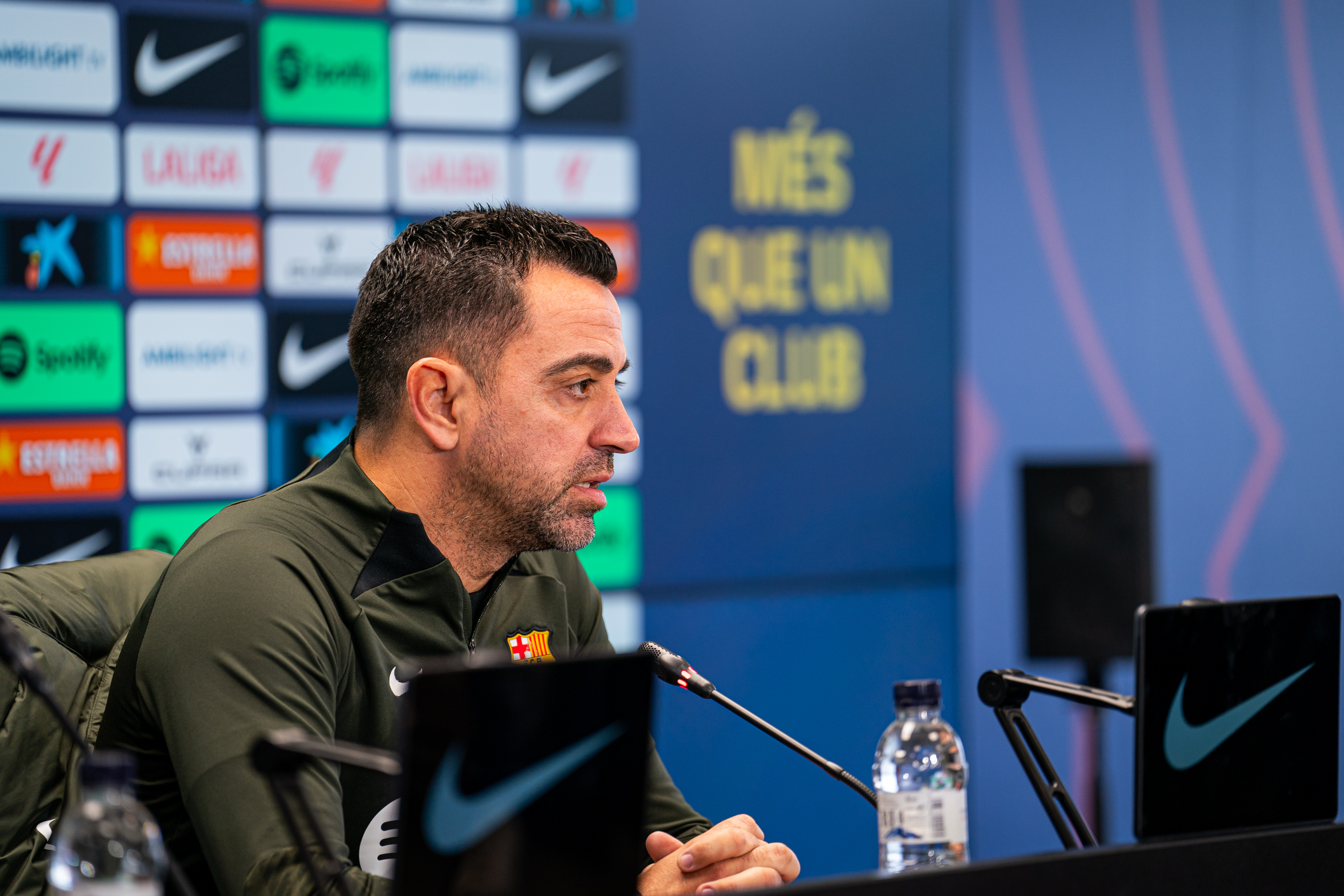 Xavi: 'It's a difficult moment but we need Barça to come together'