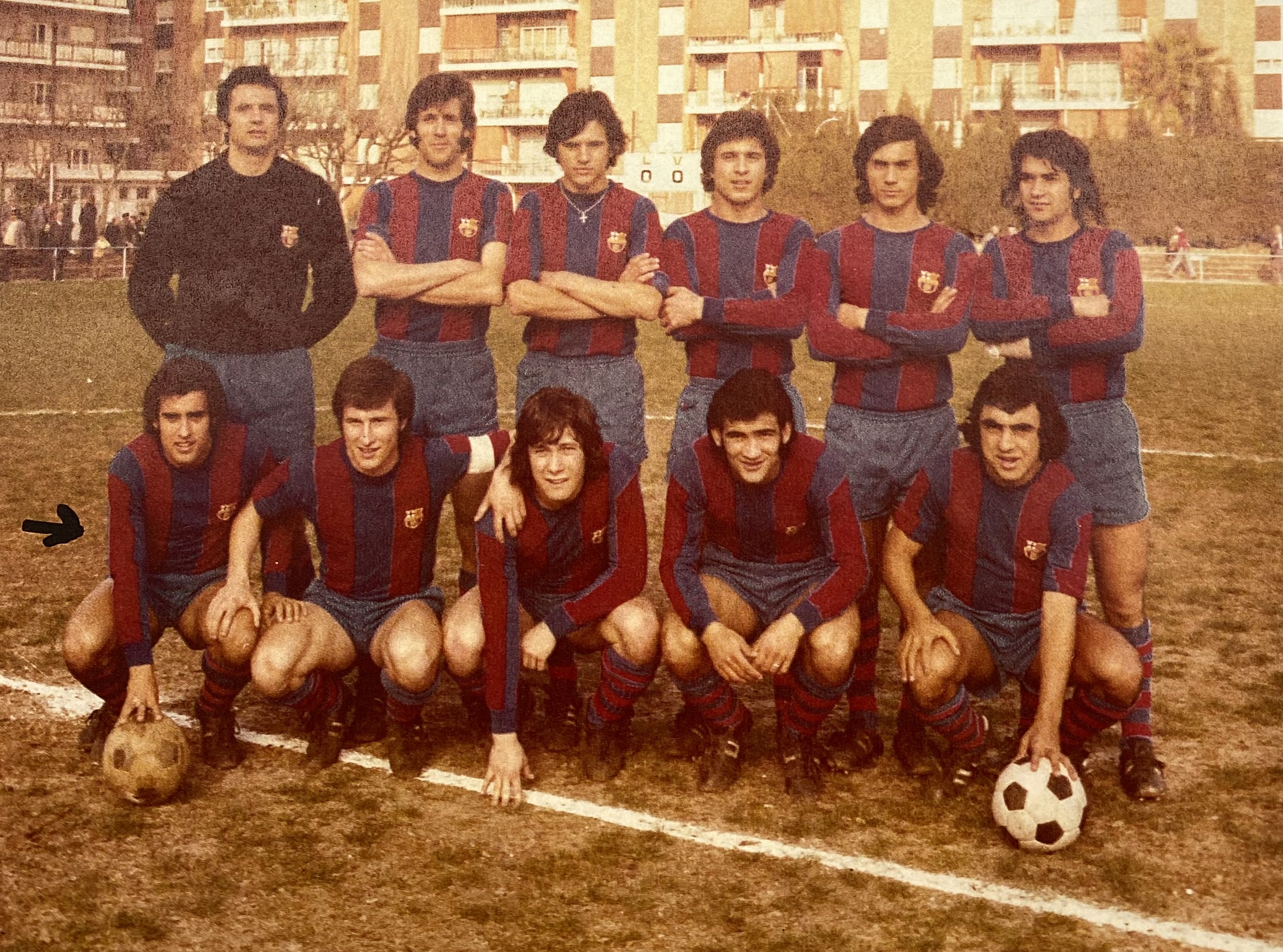 “Vaig viure a una habitació habilitada pel Club a la porta 82 del Camp Nou”