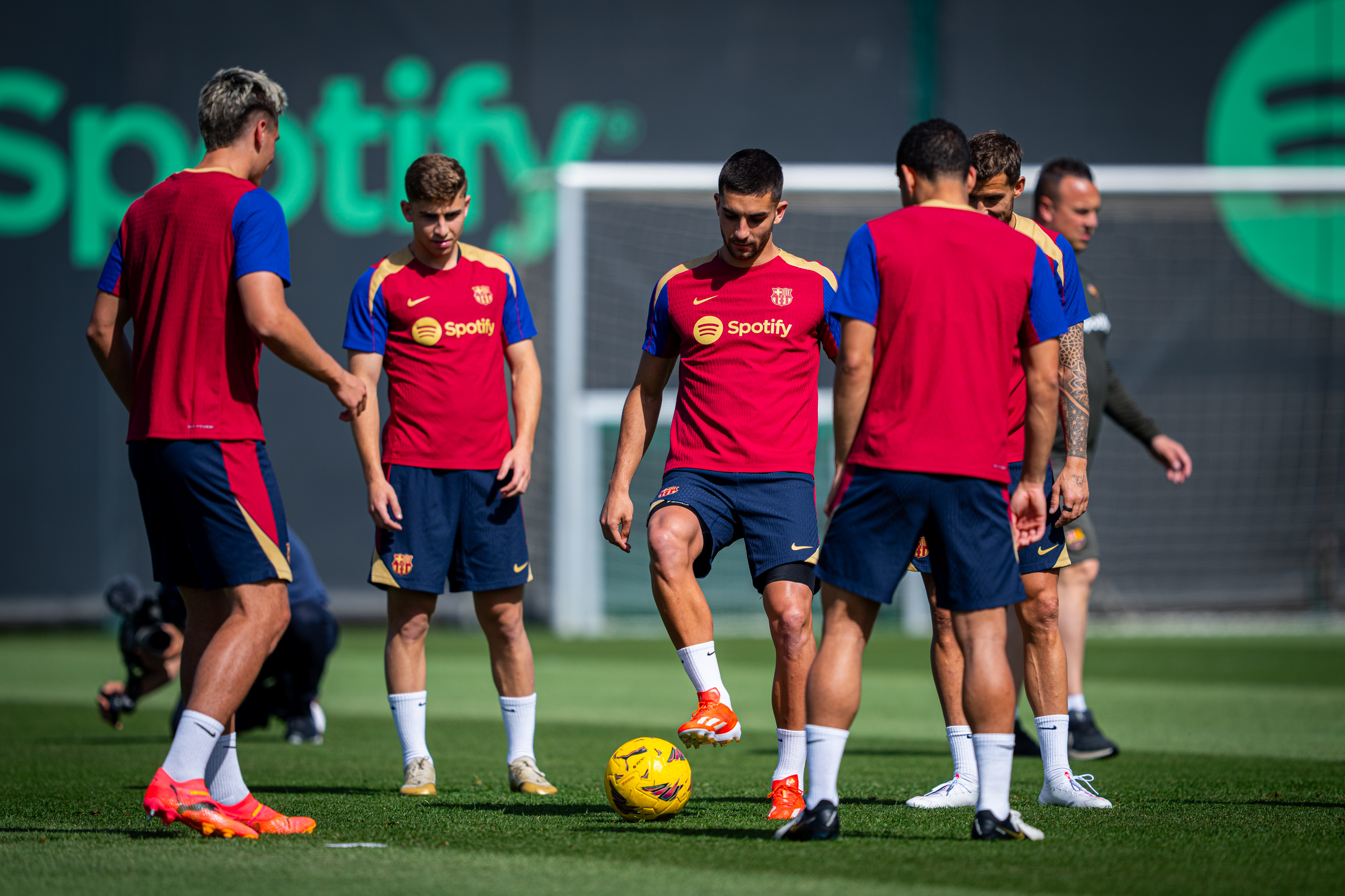 The squad for the trip to Cádiz