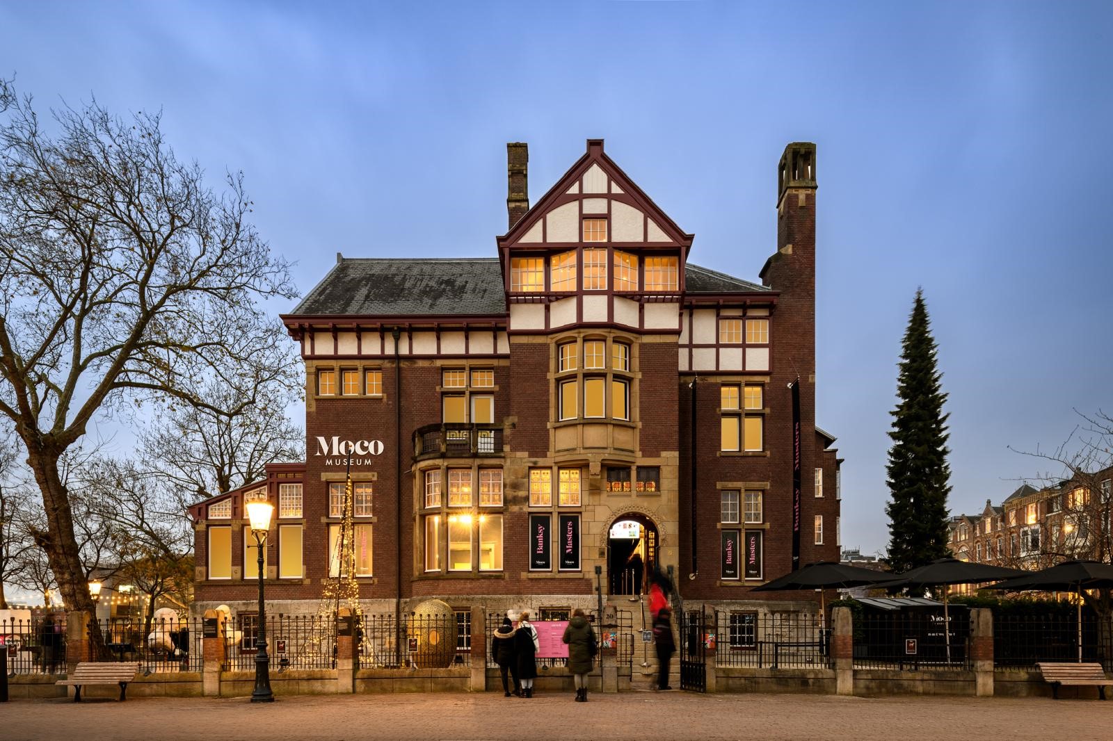 El FC Barcelona exhibirá también en el Moco Museum de Ámsterdam los dos primeros NFT de su ...