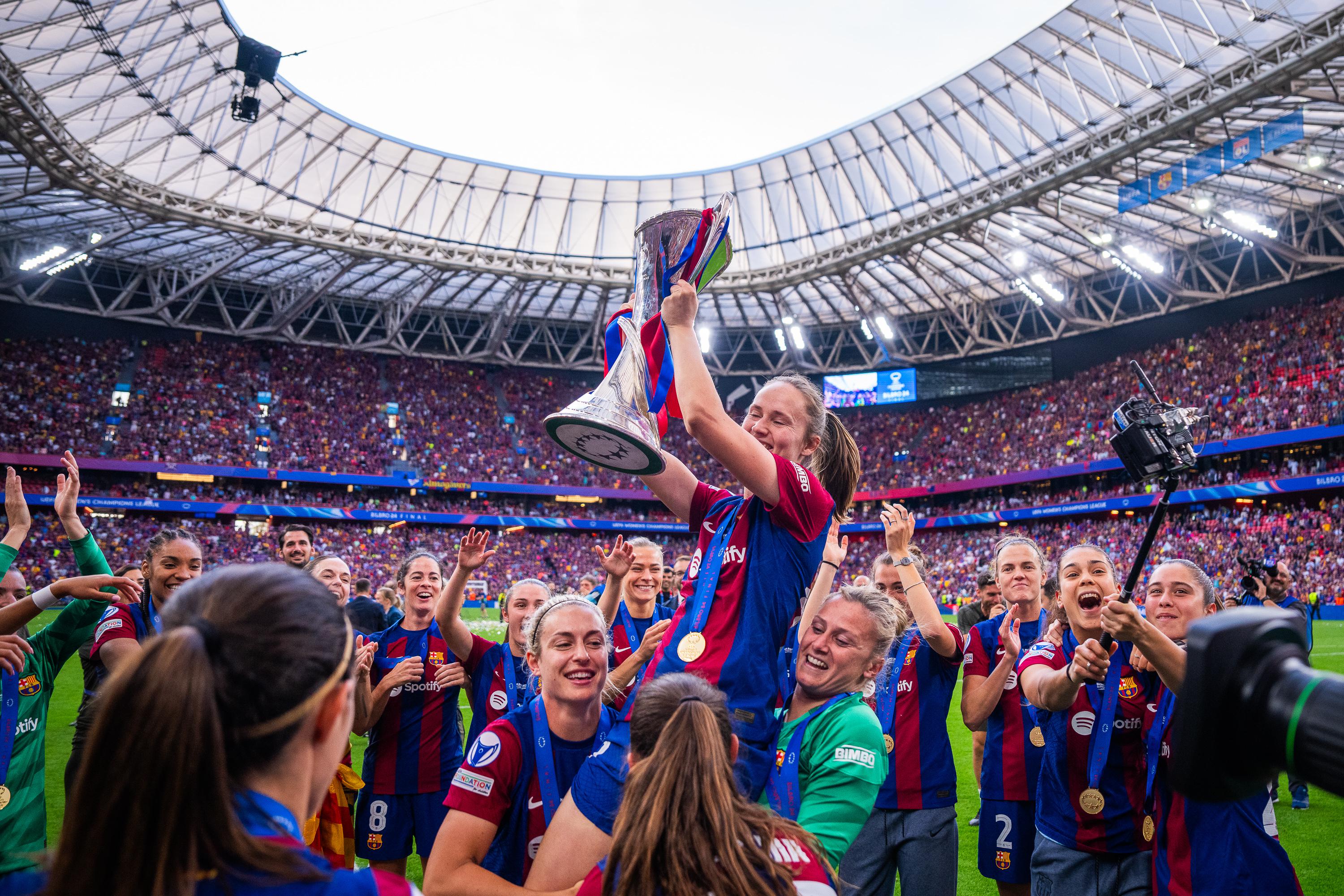 La C l bration De La 3e Ligue Des Champions F minine la-c-l-bration-de-la-3e-ligue-des-champions-f-minine