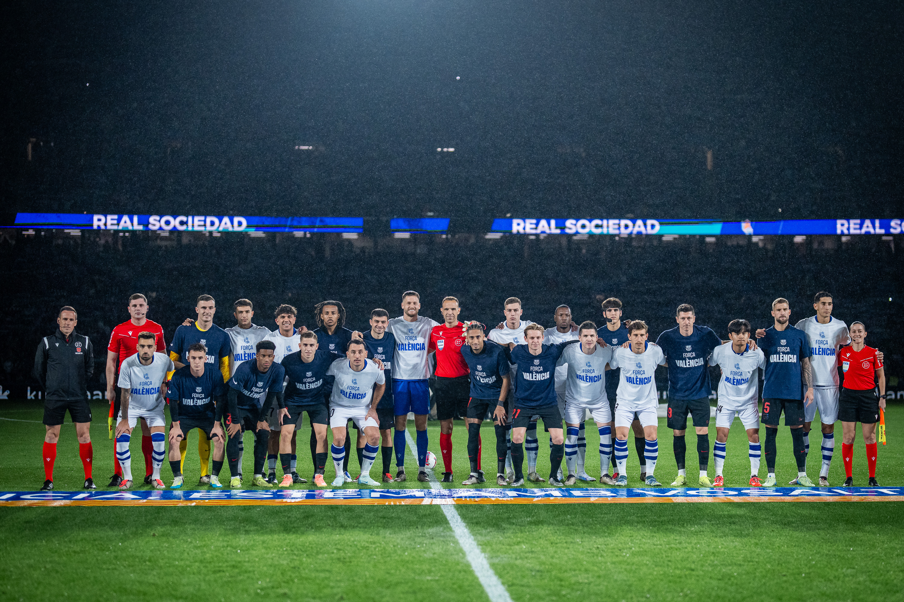 Real Sociedad and FC Barcelona show support for flood victims