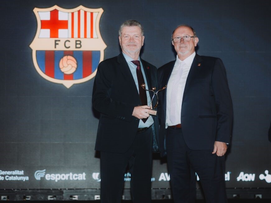 FC Barcelona handball team wins Catalan Federation award