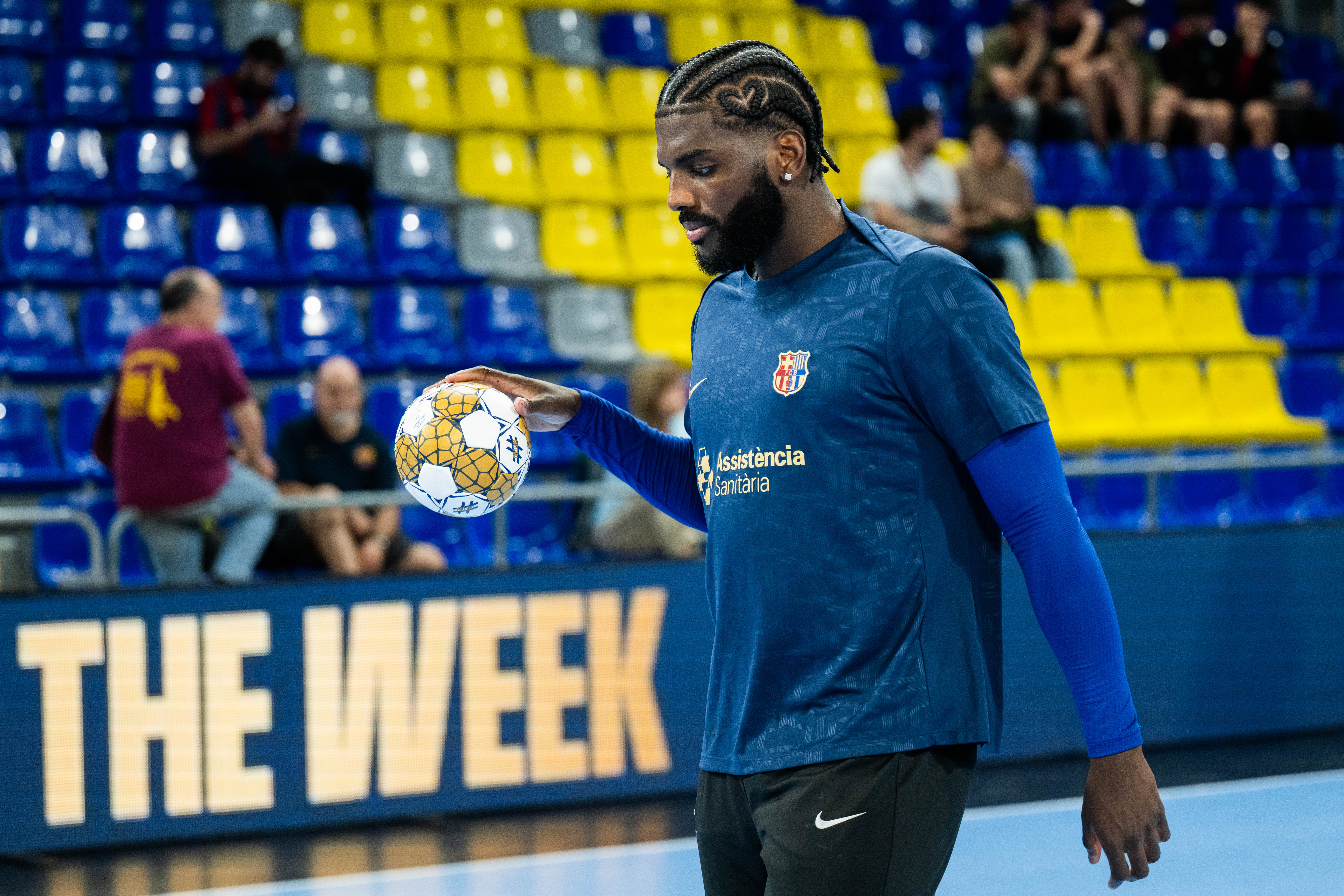 Dika Mem to undergo surgery on recurring scapulohumeral dislocation in ...