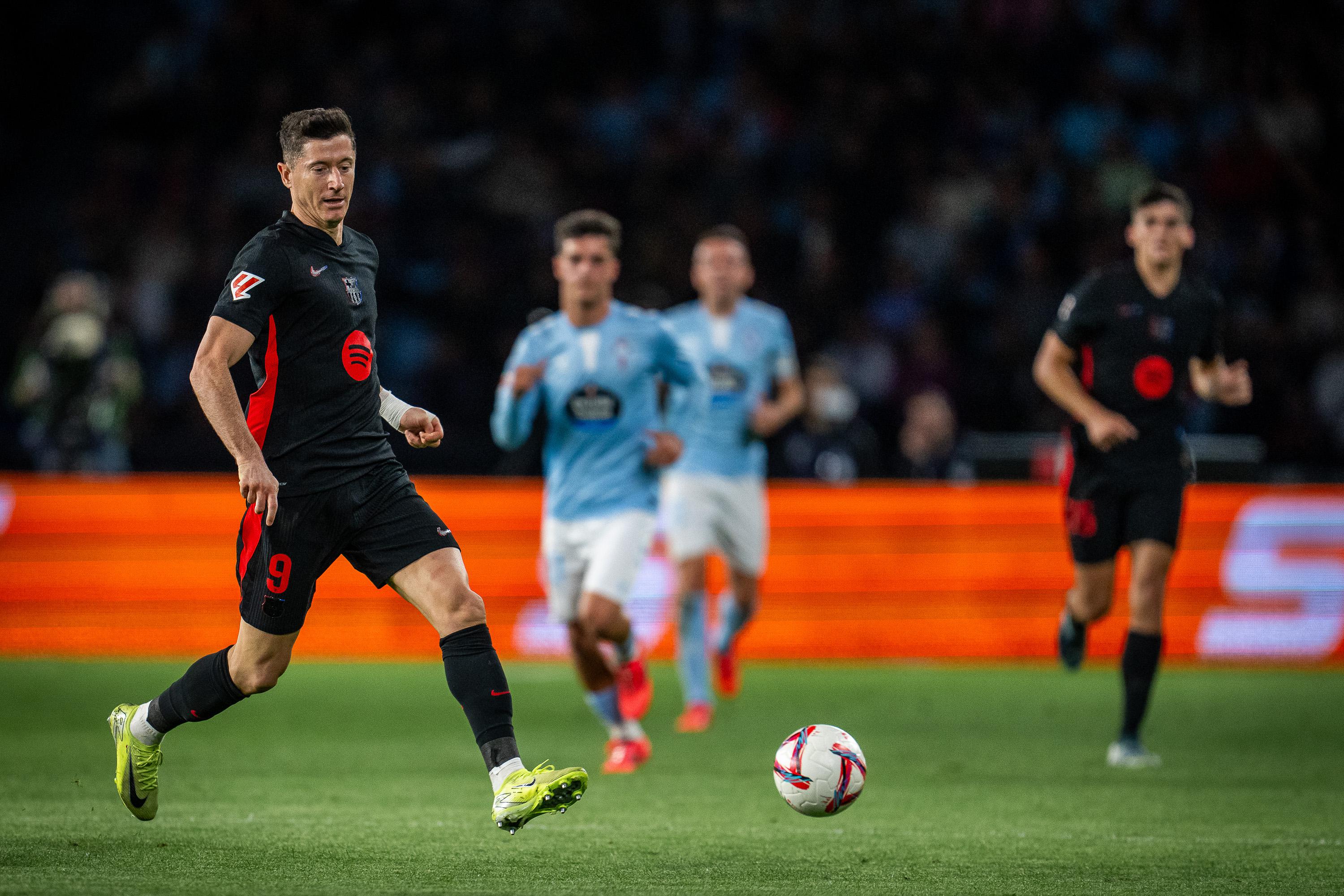 Robert Lewandowski top scoring with 20 goals
