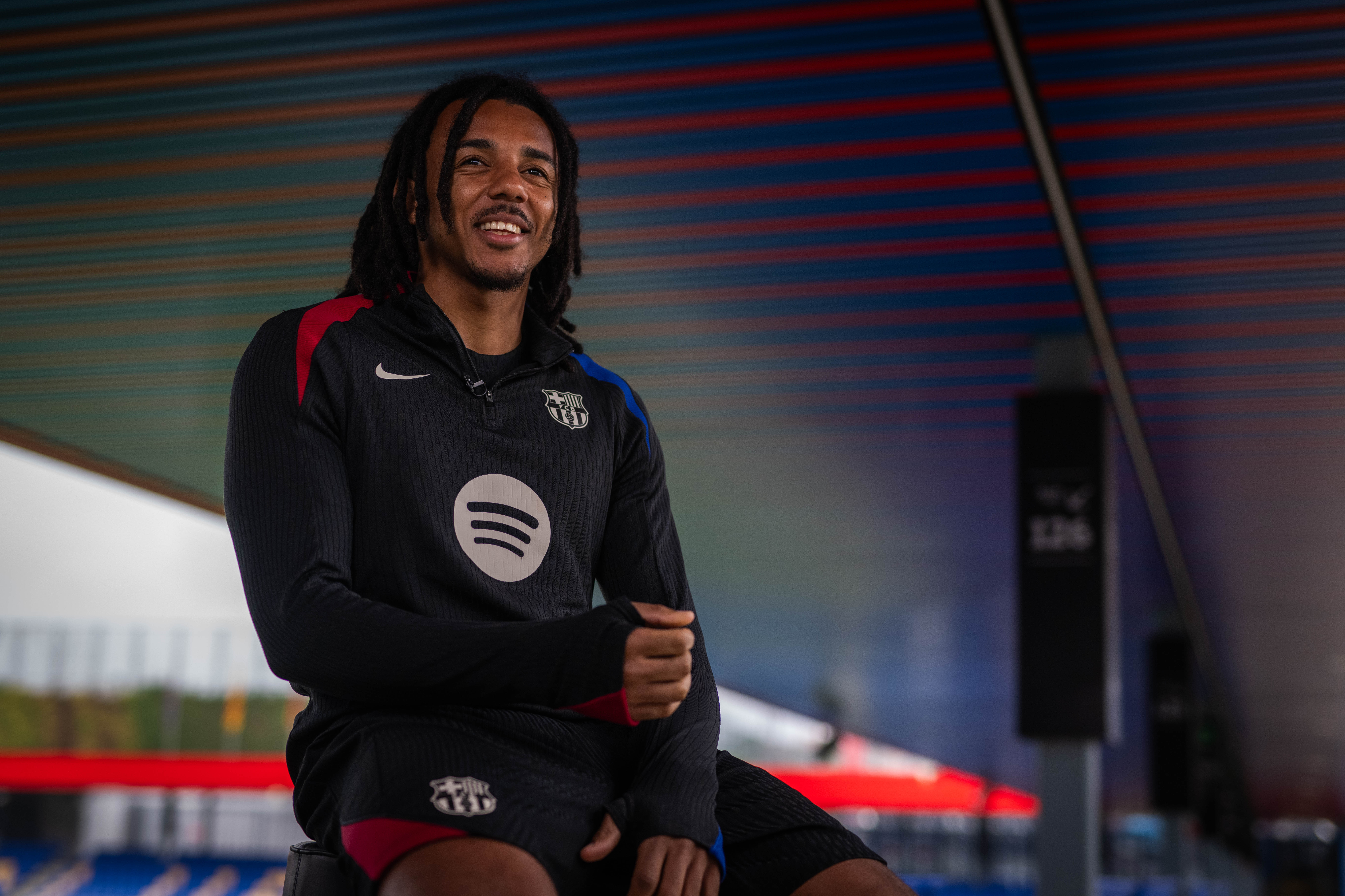 Jules Kounde: 'Barça's style under Flick is like fun, eye catching clothes'