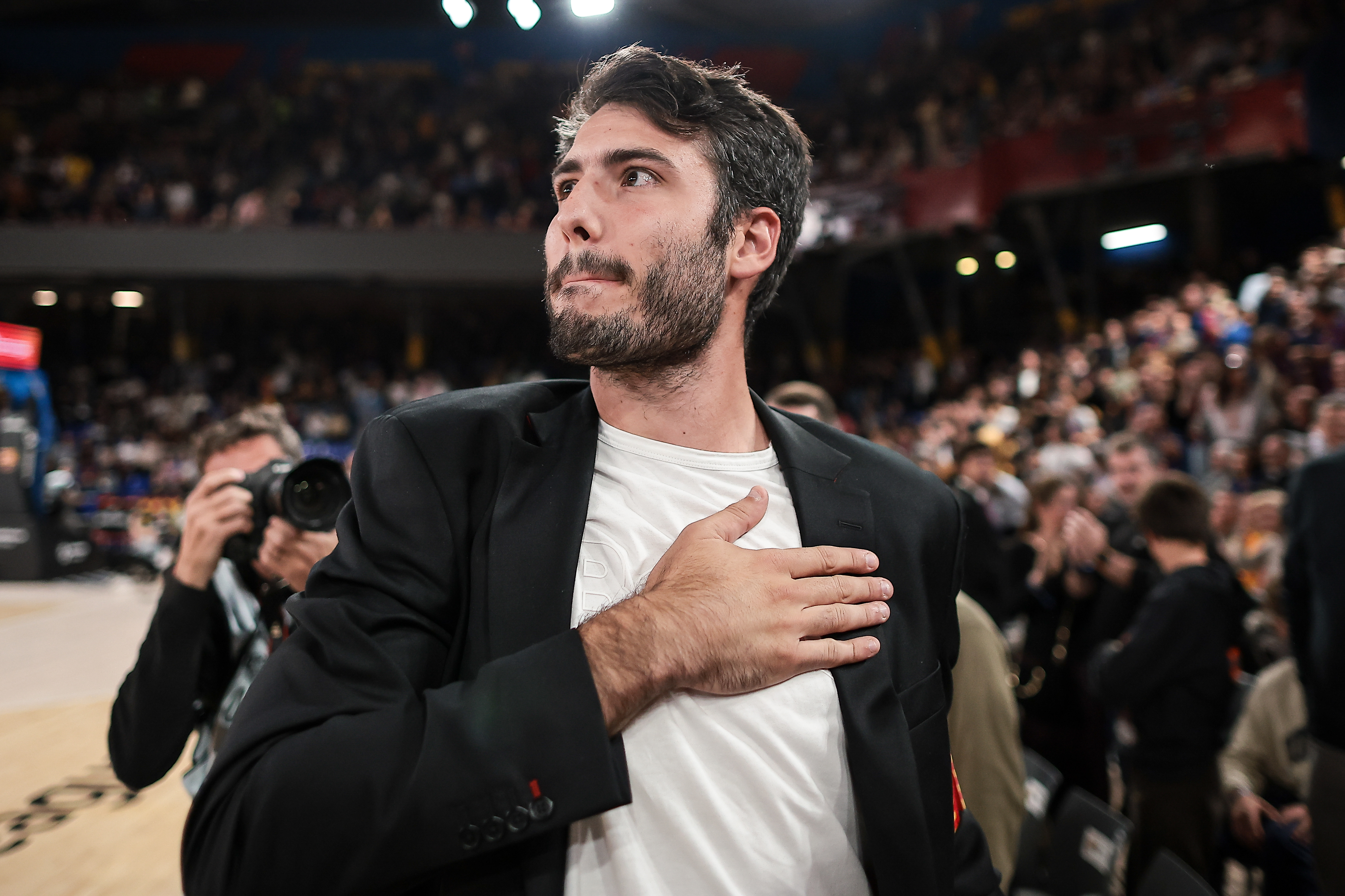 Tribute to Alex Abrines at the Palau