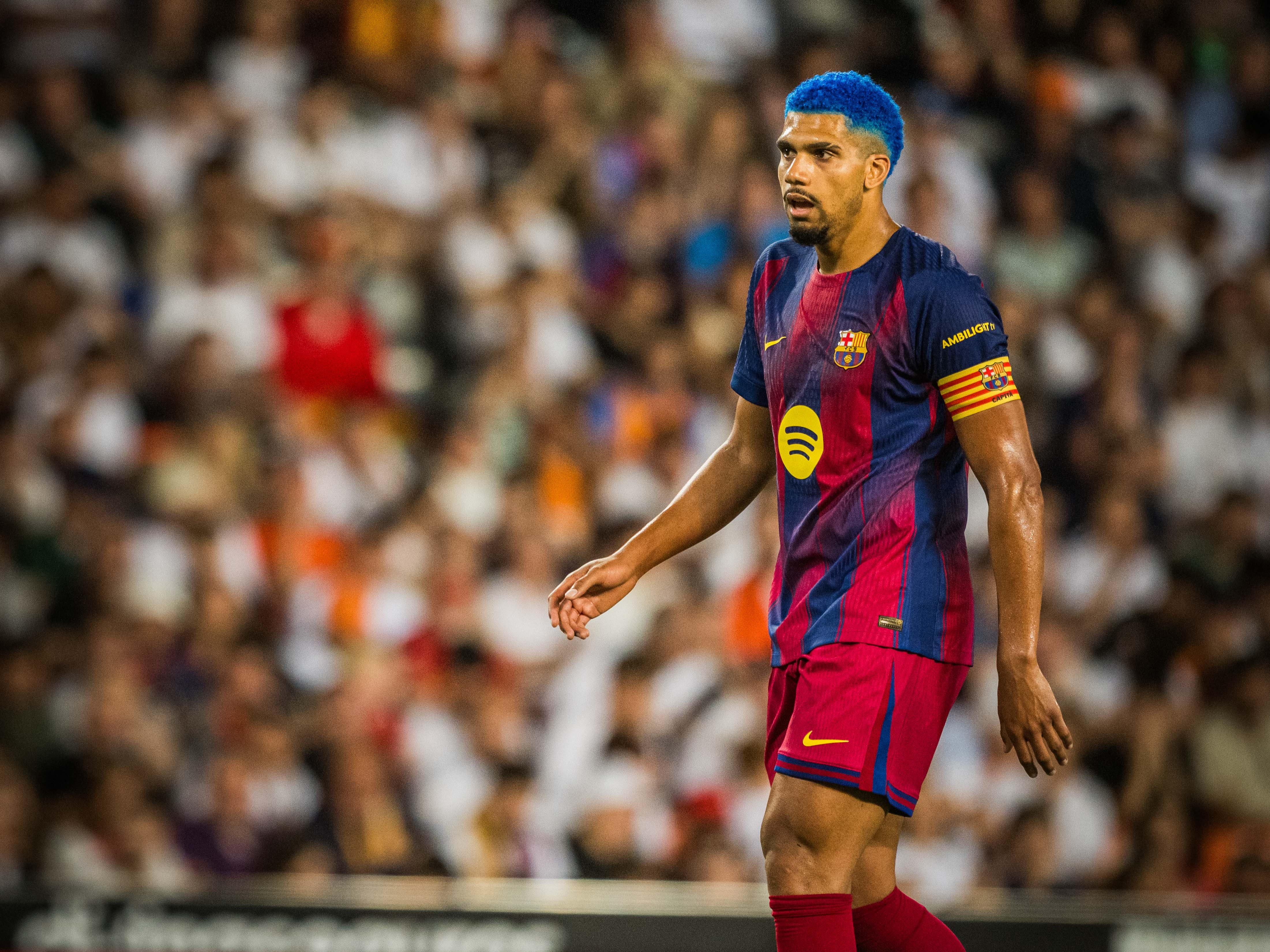 Araujo heading to the World Cup