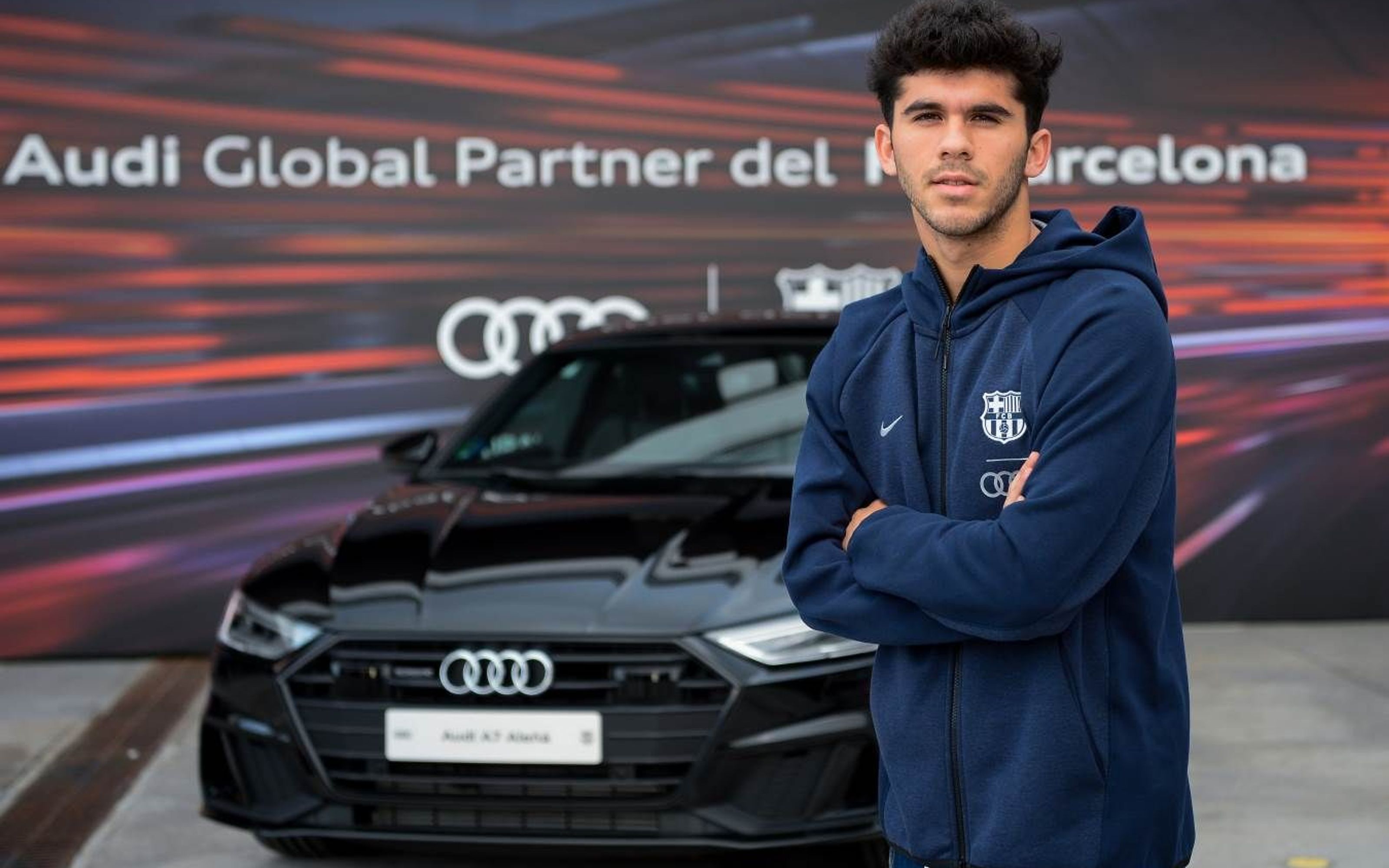 Barça stars receive their Audi cars