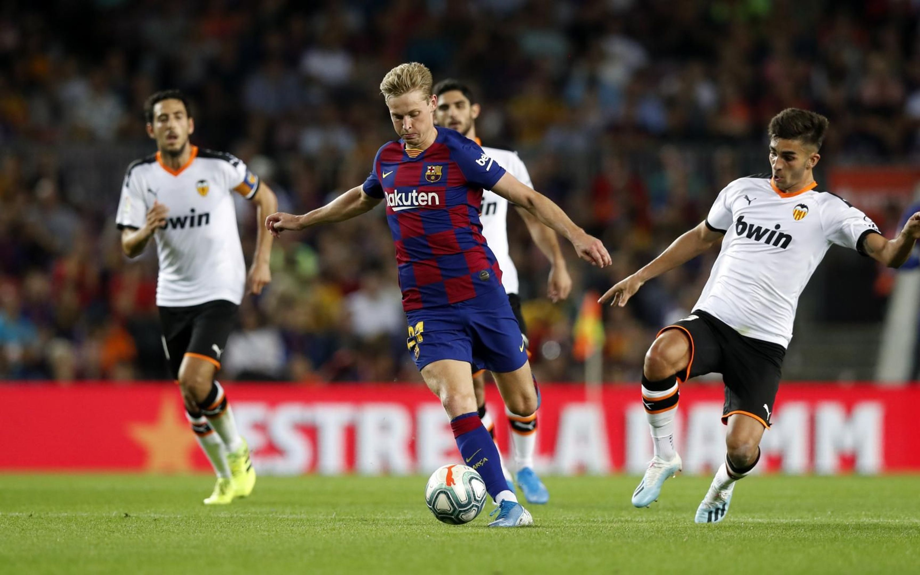 Barça v Valencia, in photos