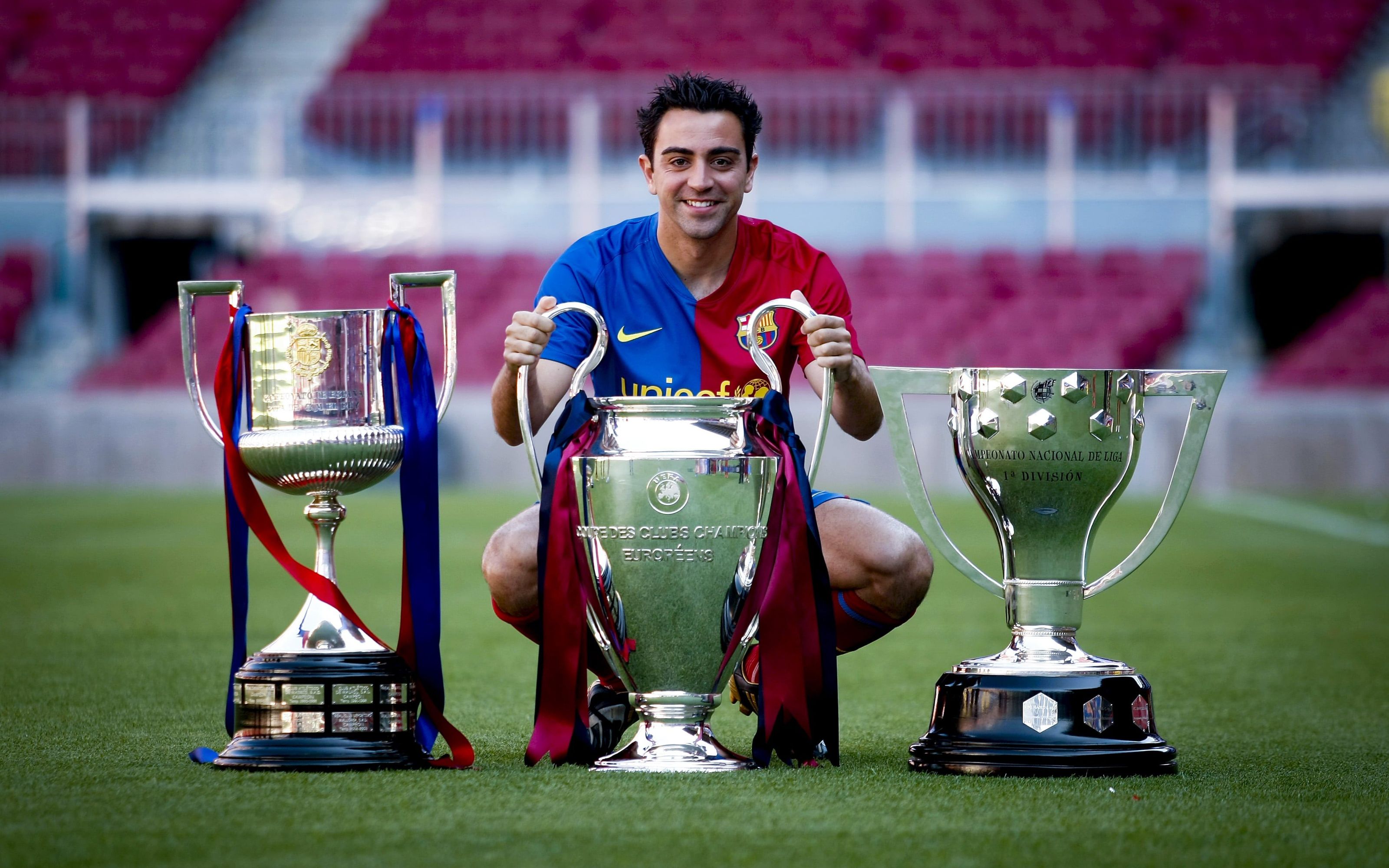 The best pictures of Xavi Hernández