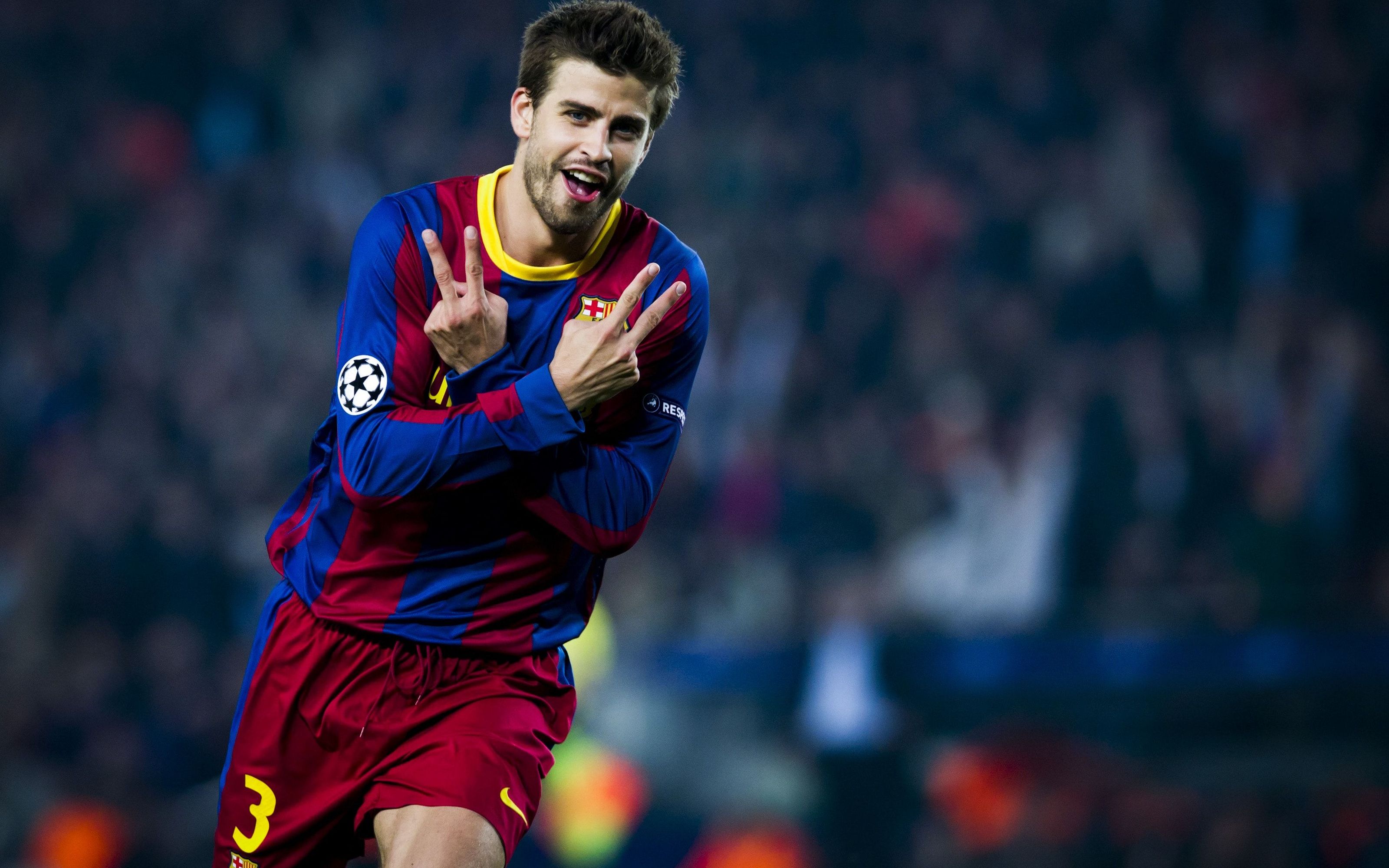 The best photos of Gerard Piqué