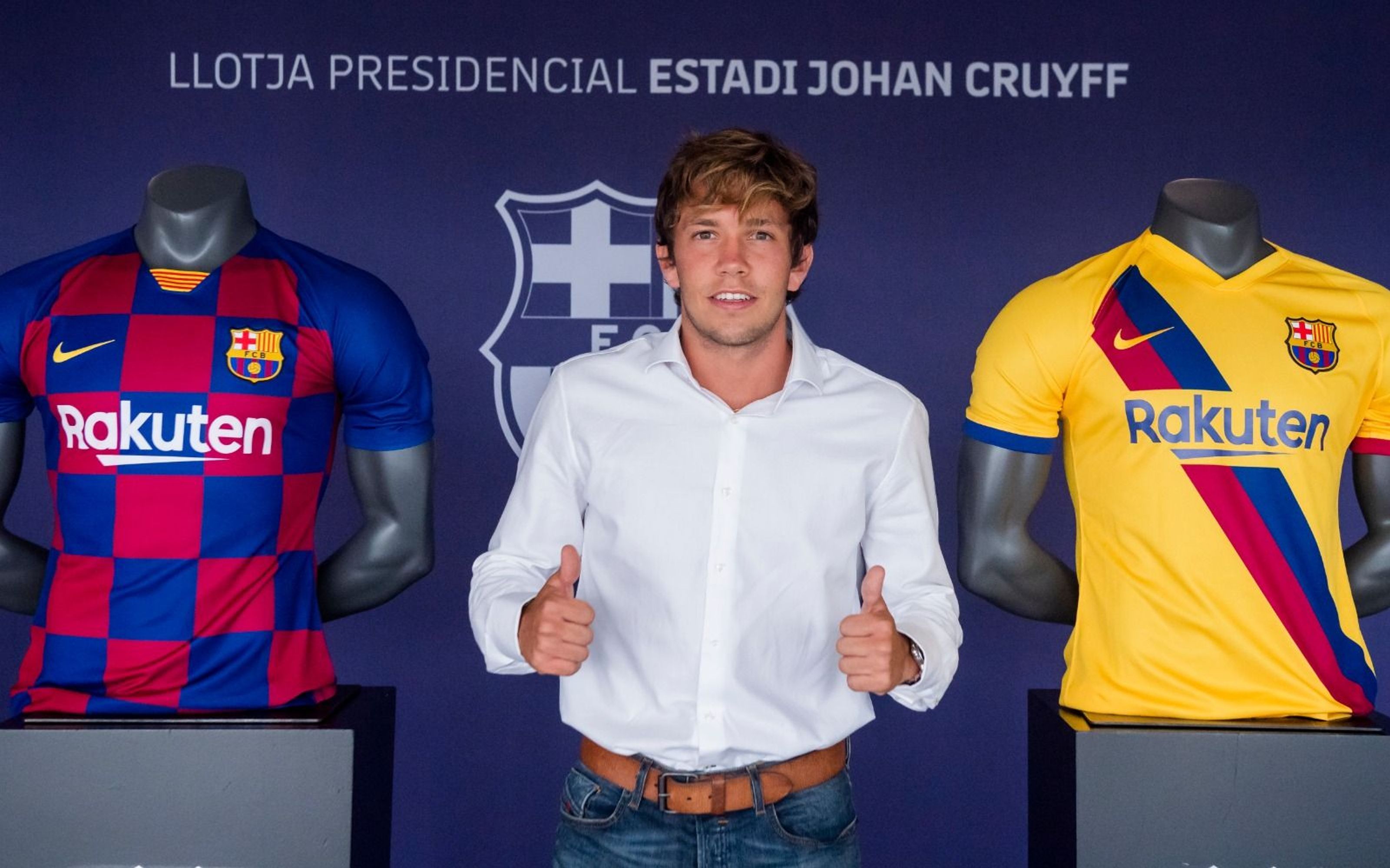 Así ha sido la firma de Sergi Rosanas