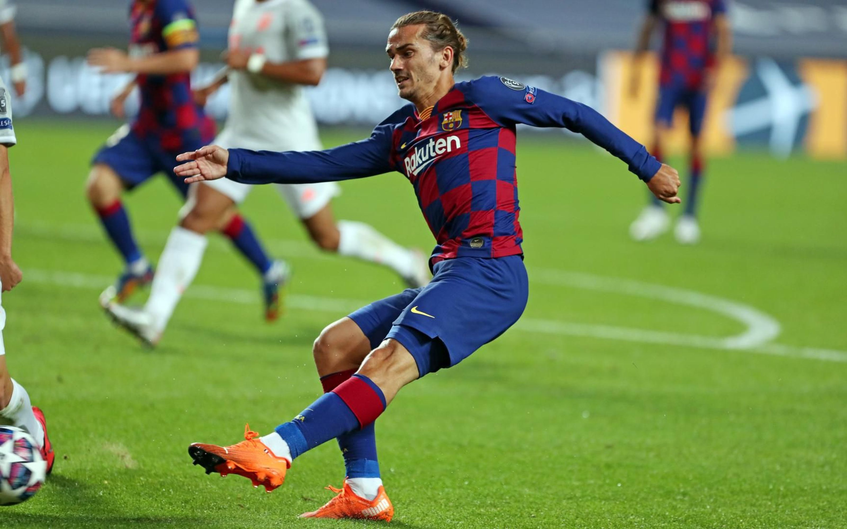 Barça v Bayern in photos
