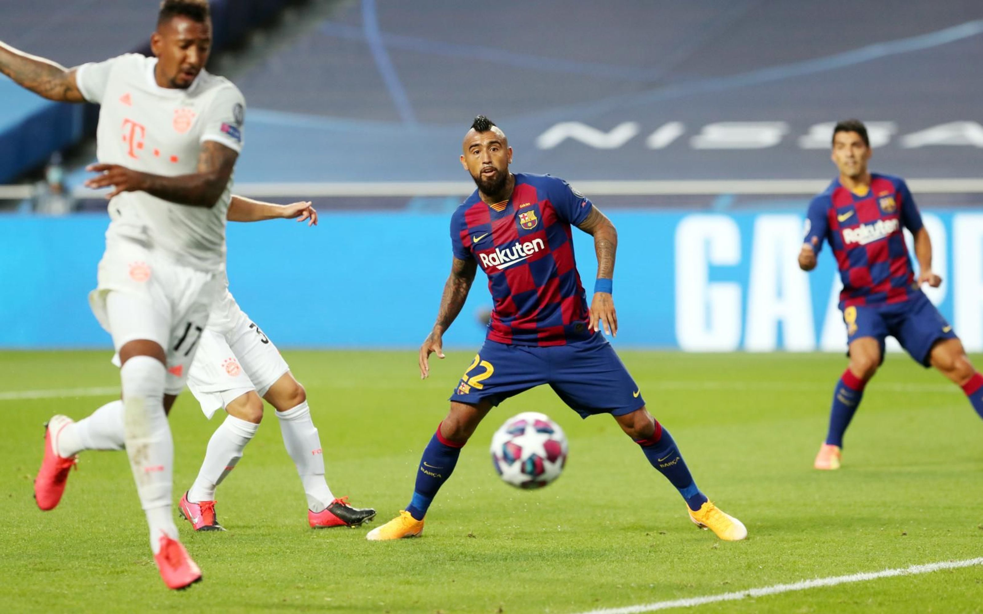 Barça v Bayern in photos