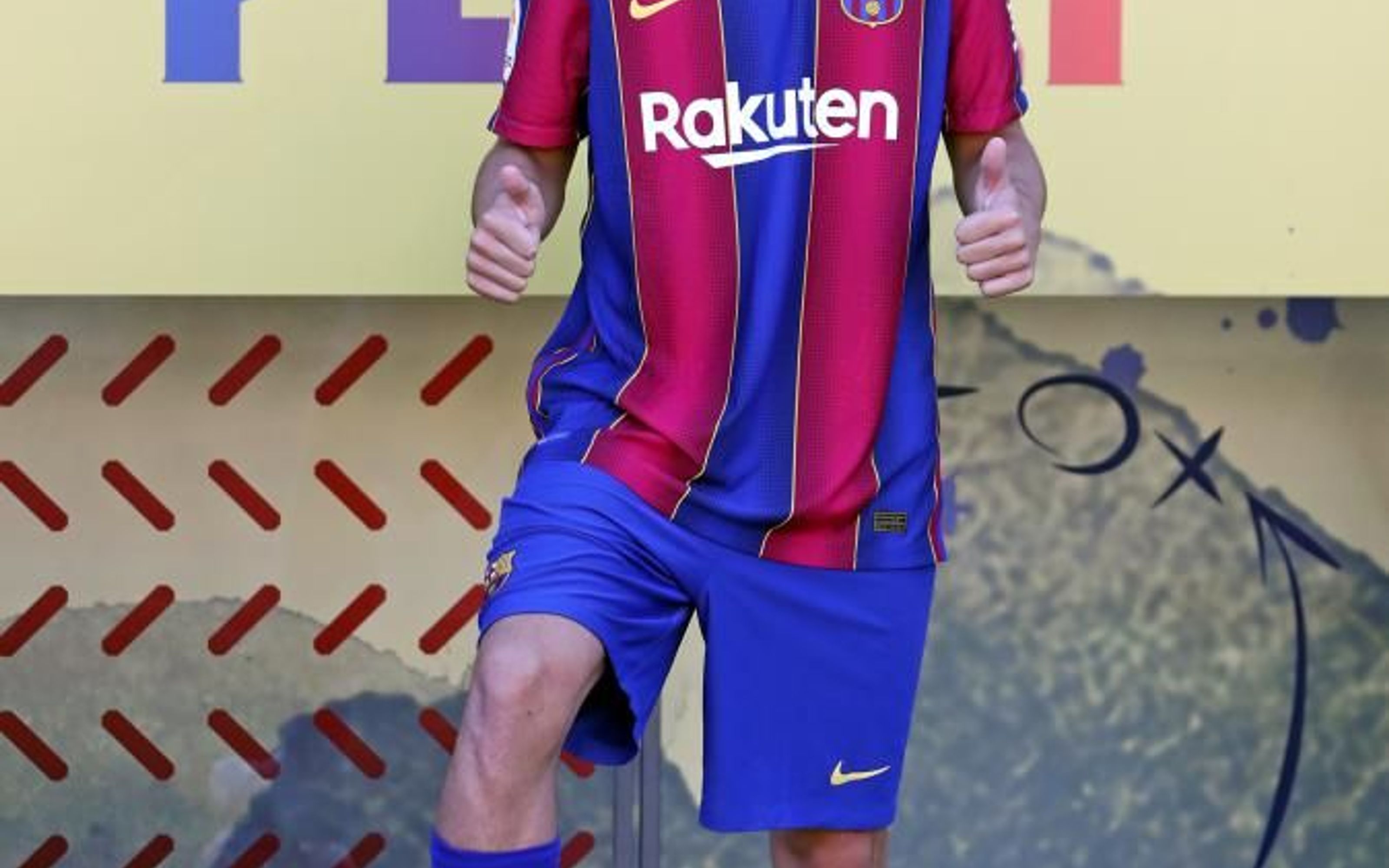 Pedri's presentation, in pictures