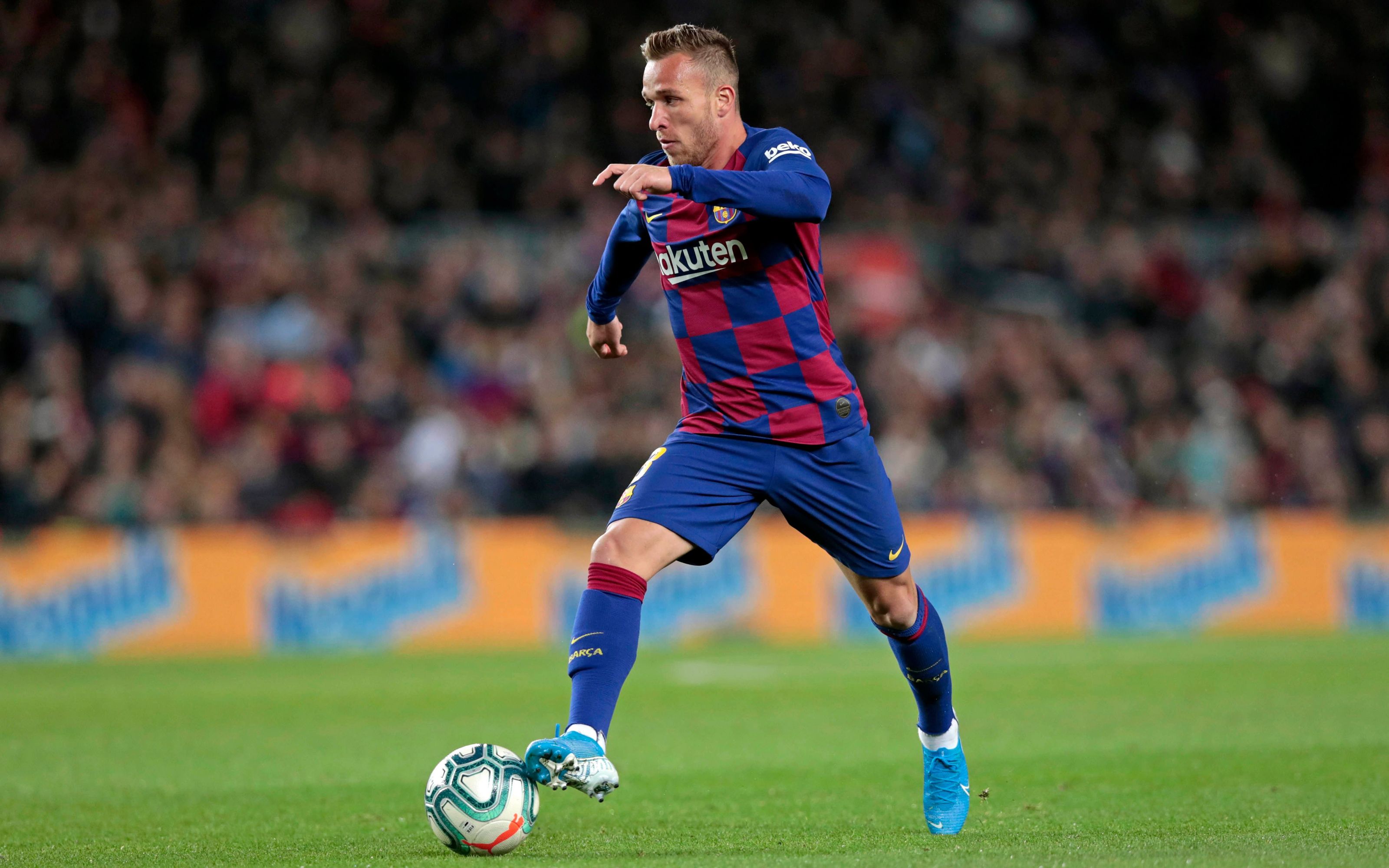 The Barça number 8 shirt