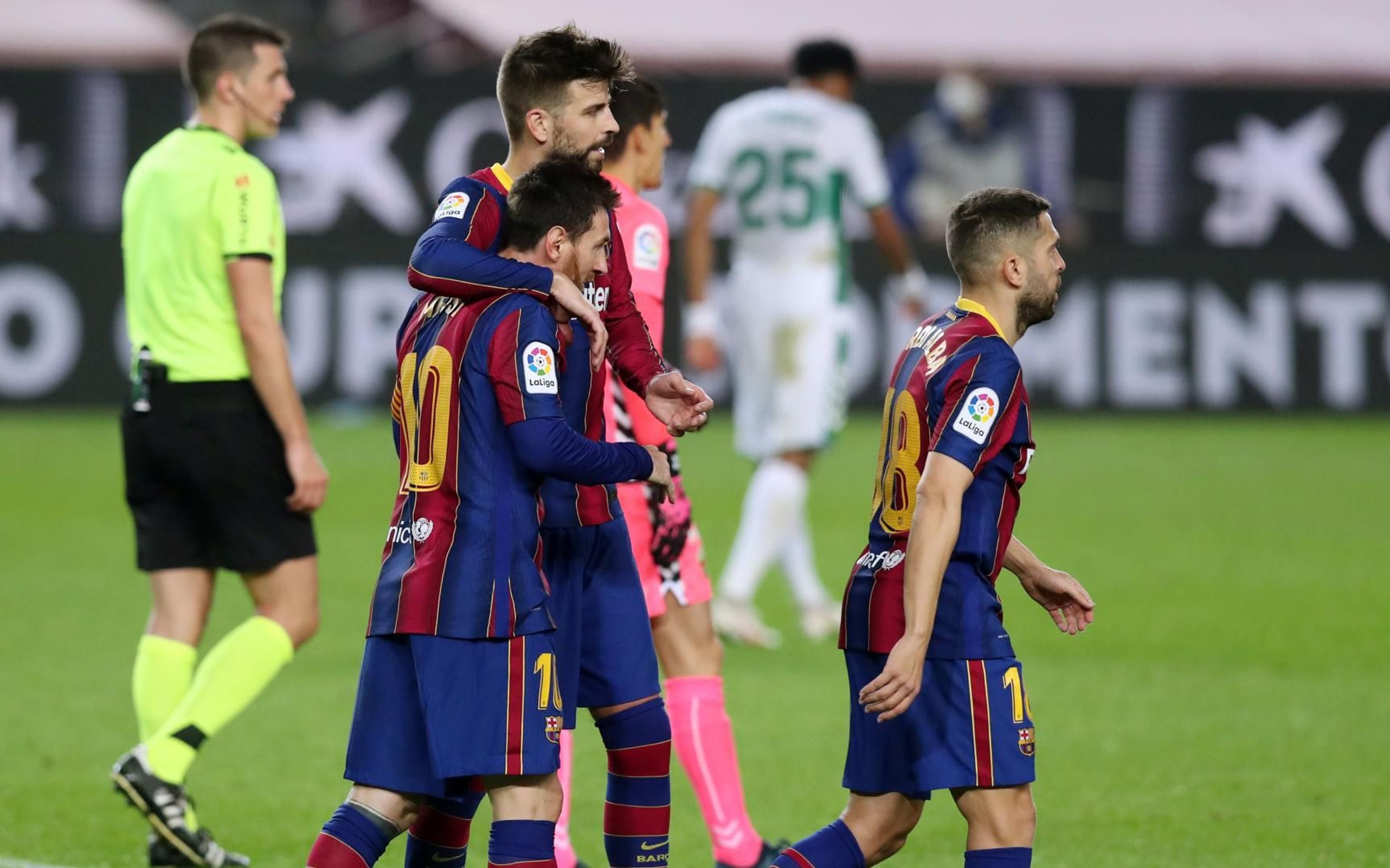 The best photos from Barça v Elche