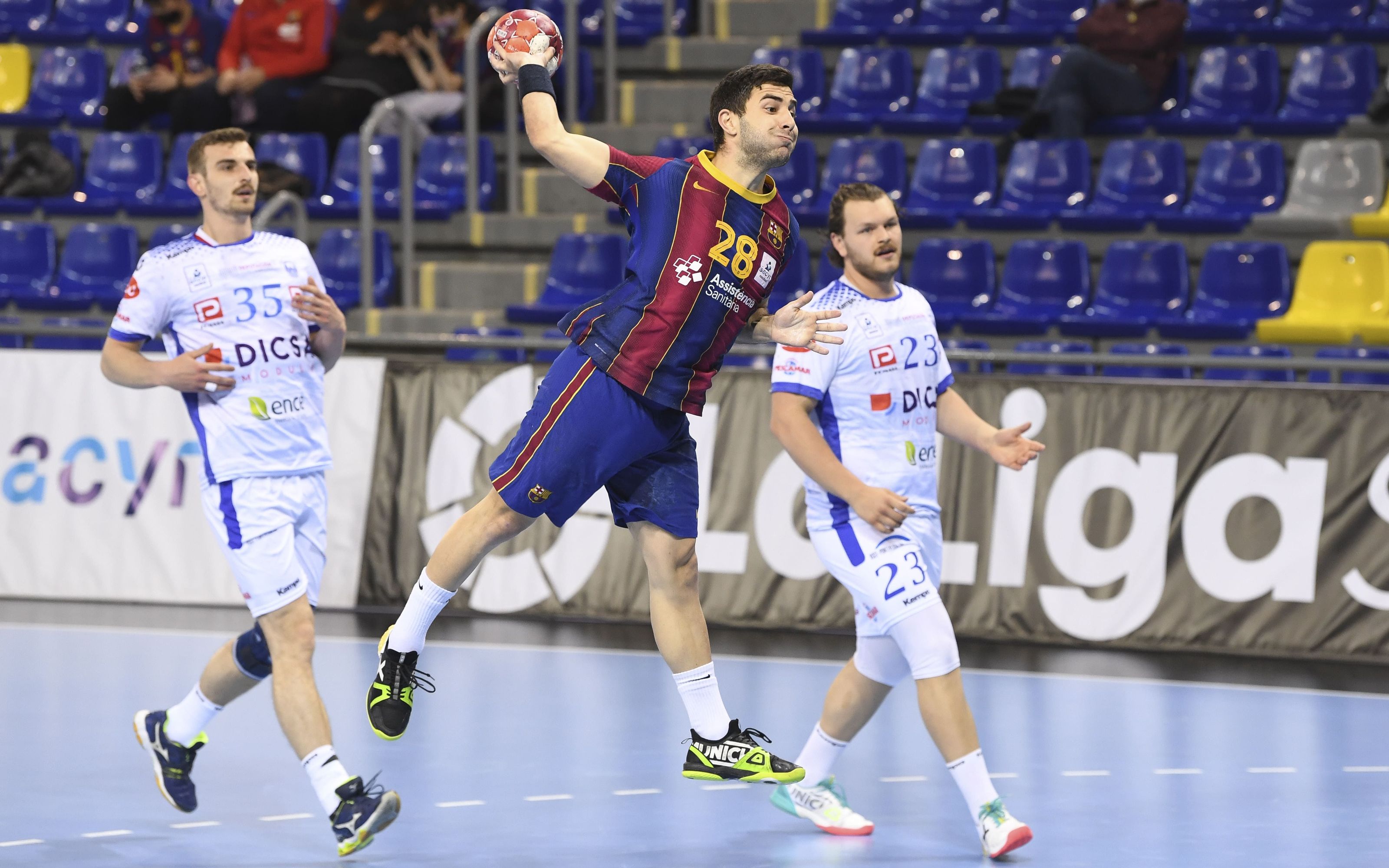 Barça-Dicsa Modular Cisne (43-21)