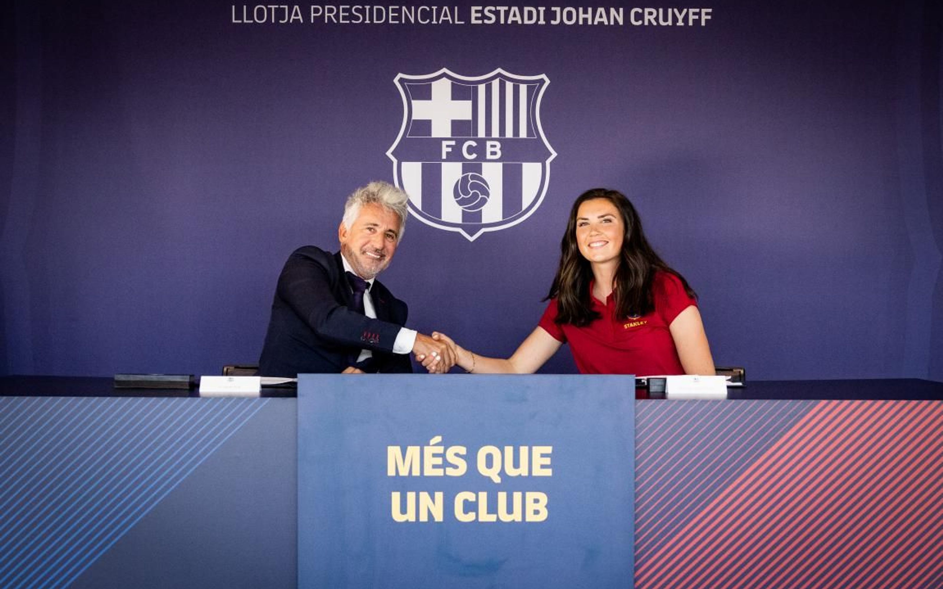 Norwegian Ingrid Engen signs for Barça