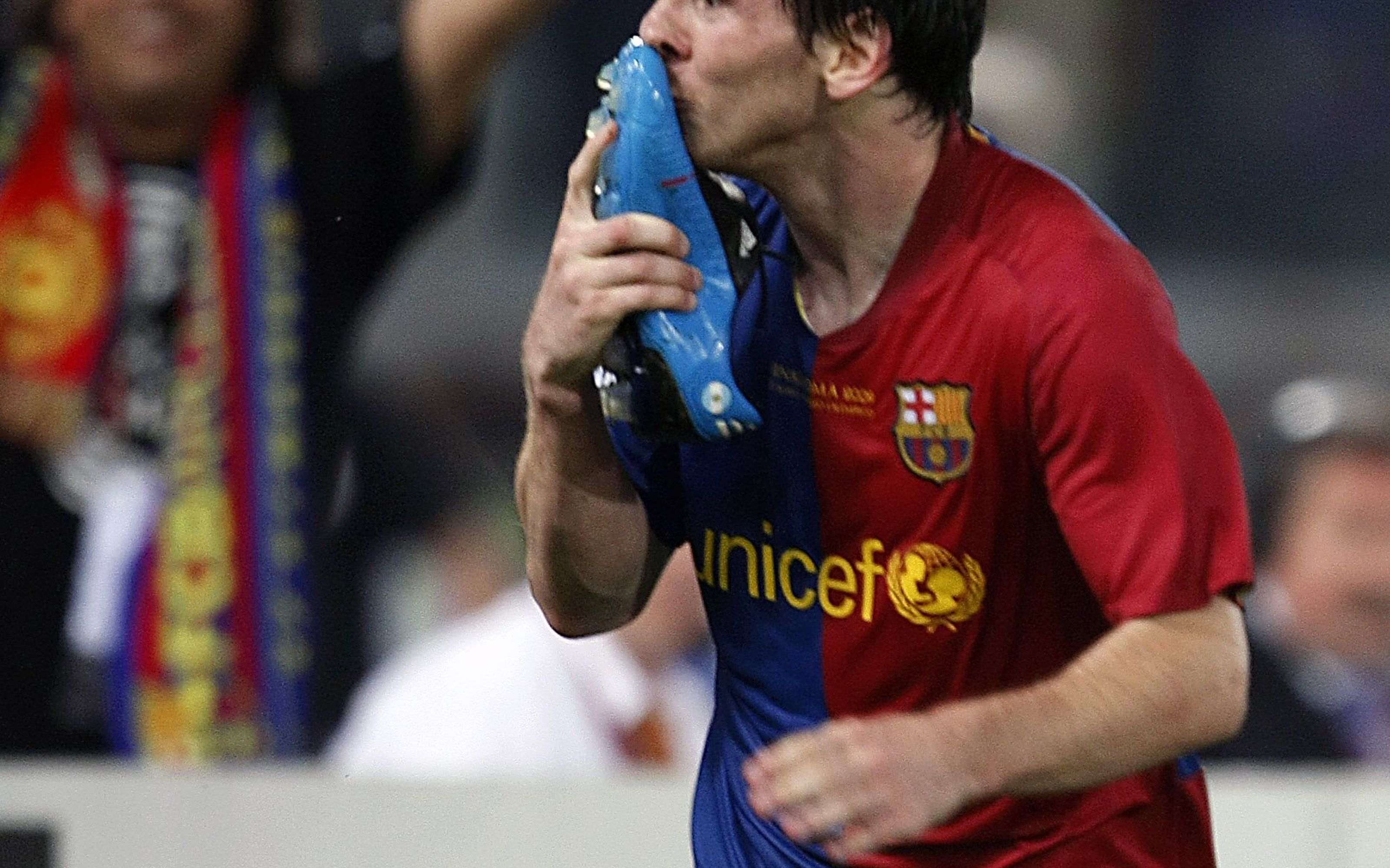 Leo Messi's years at FC Barcelona in pictures