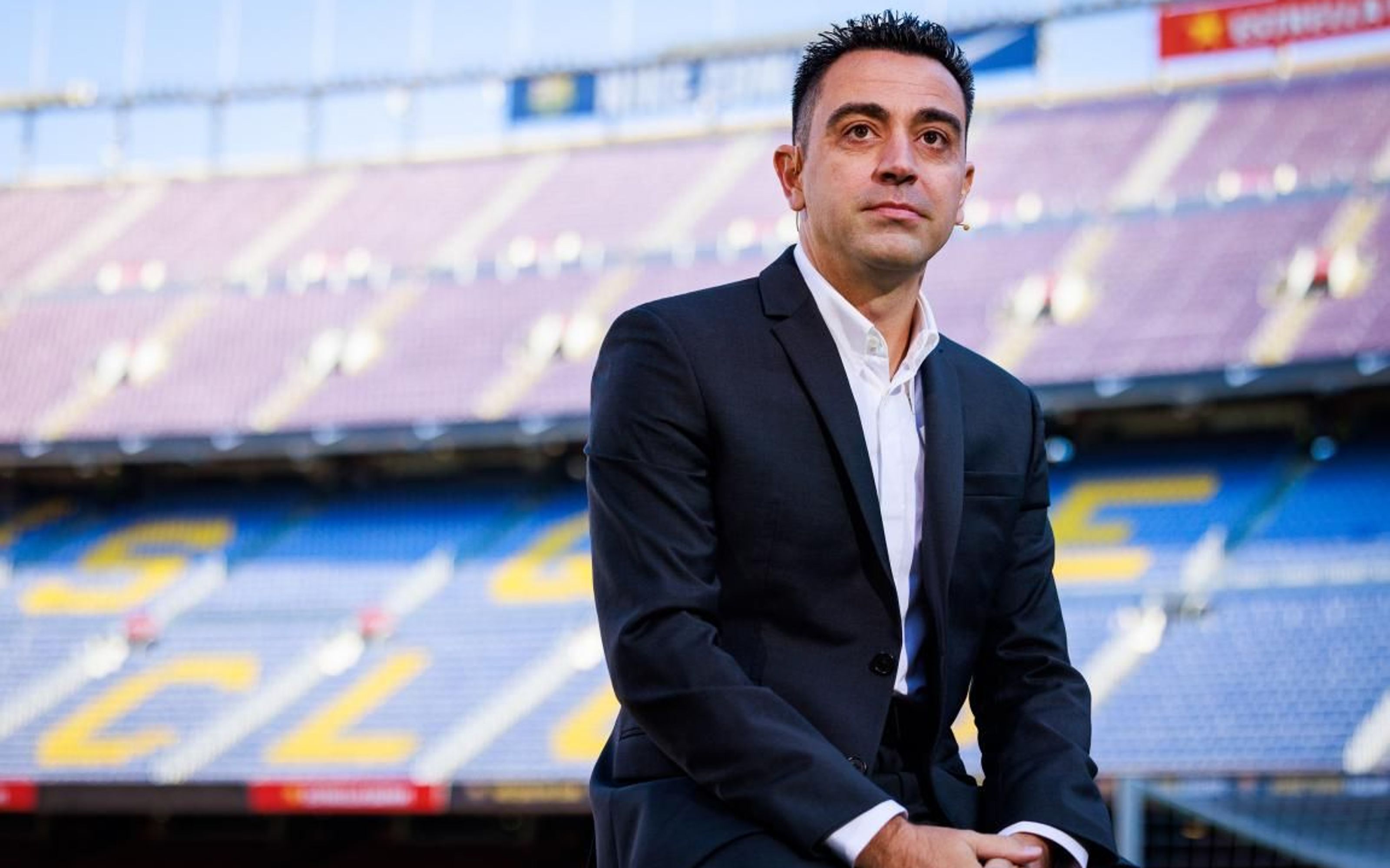 La presentación de Xavi, en imágenes