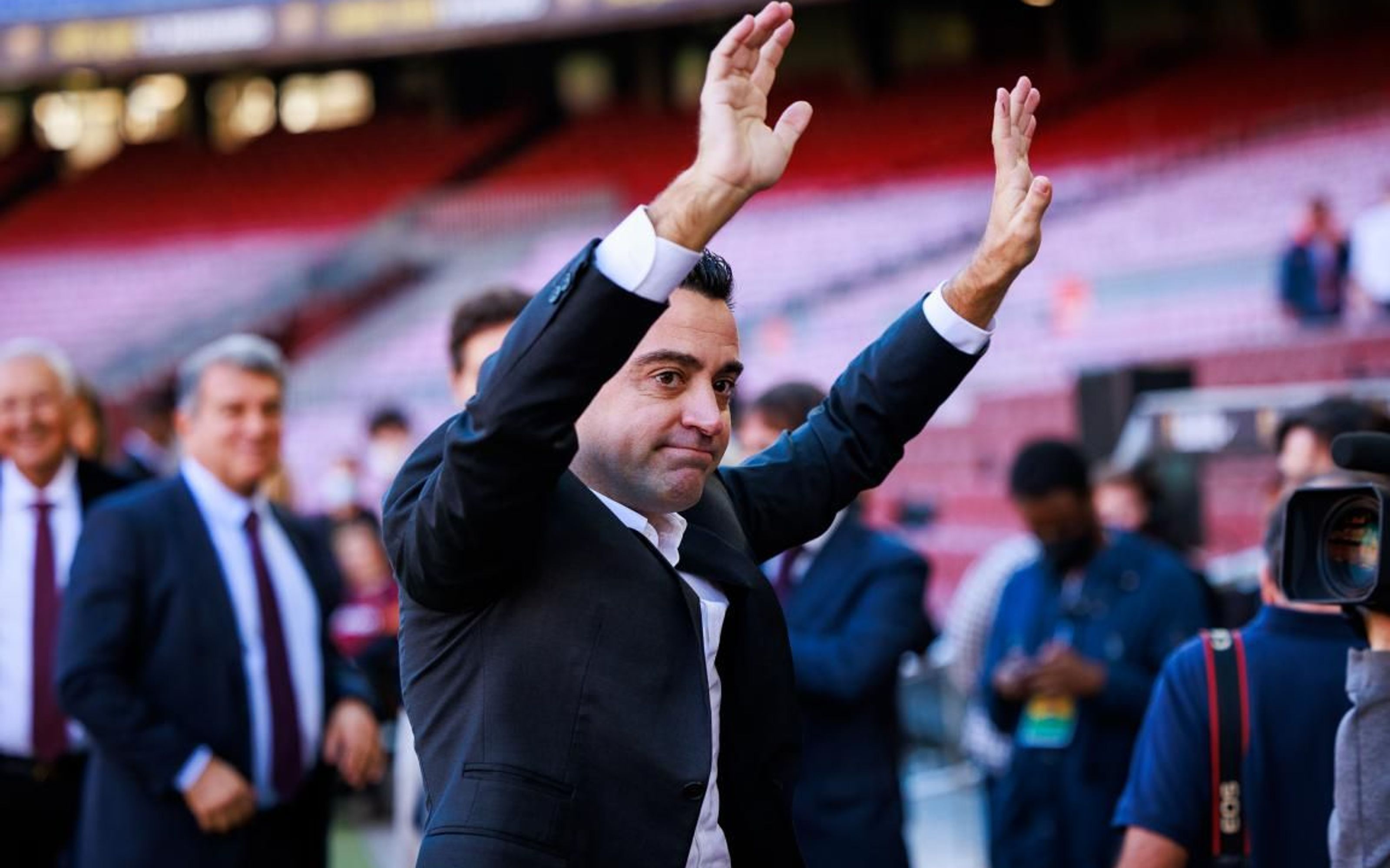 La presentación de Xavi, en imágenes