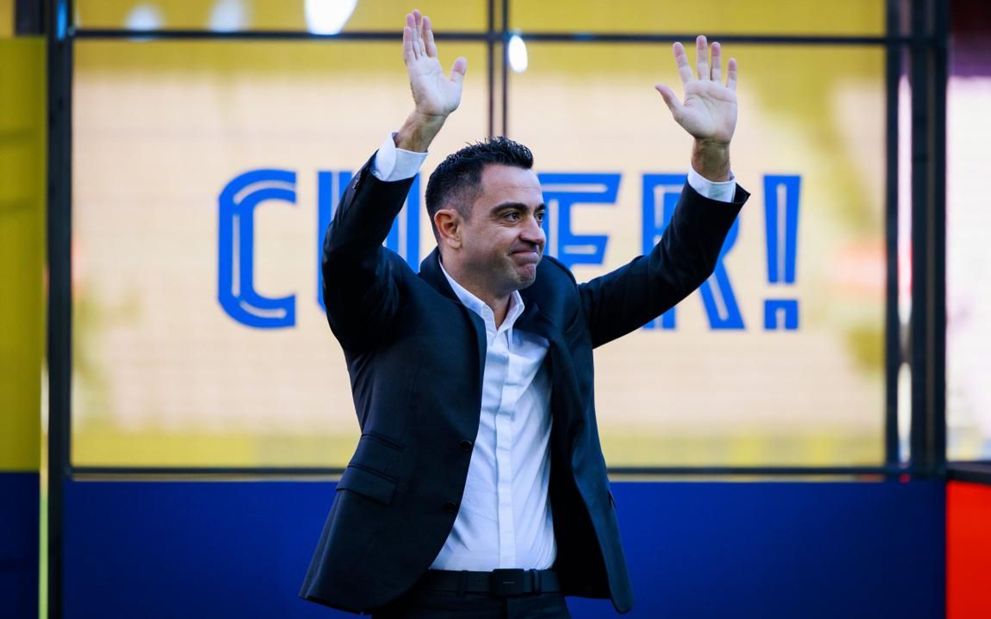 La presentación de Xavi, en imágenes