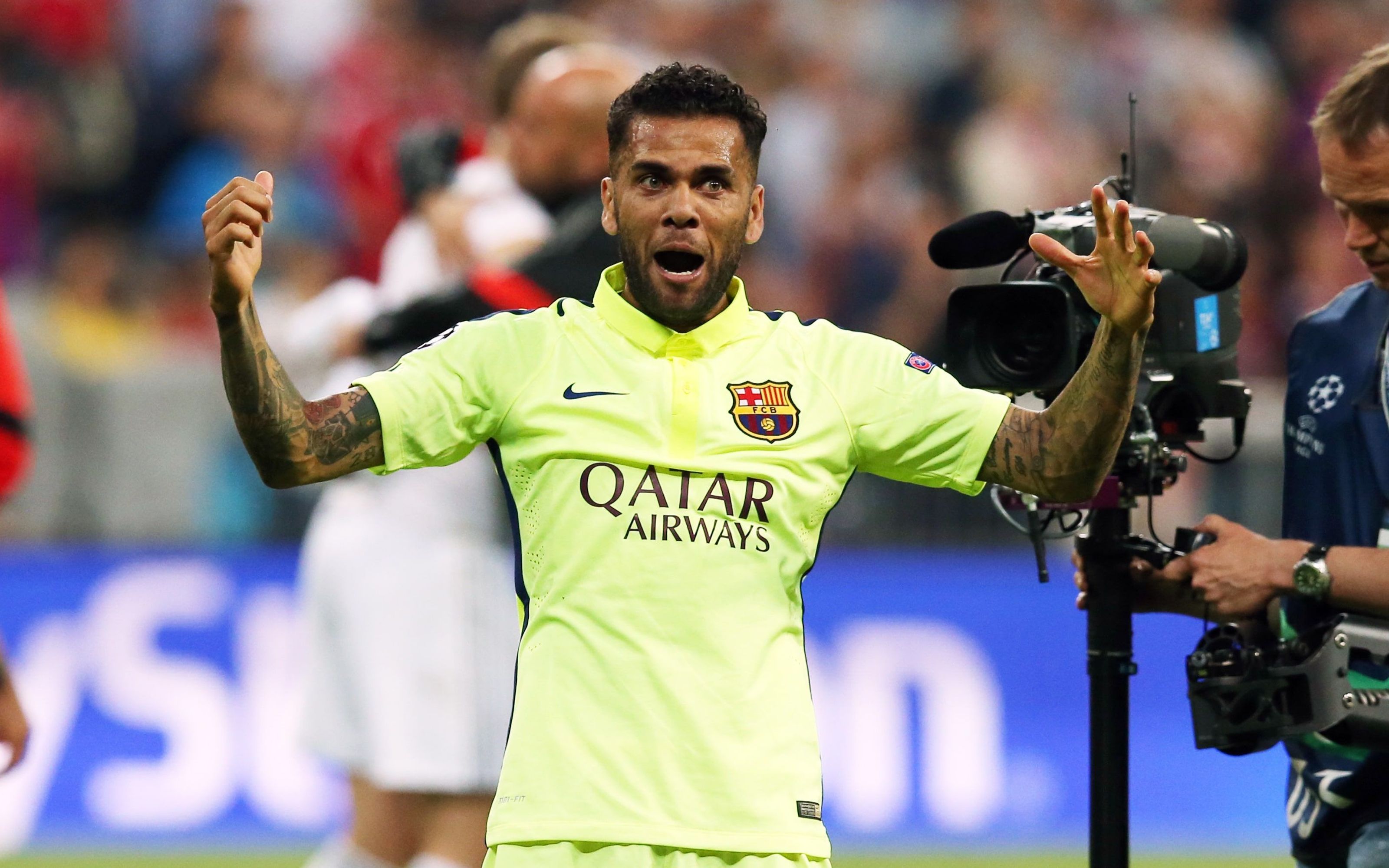 Dani Alves at Barça, in pictures