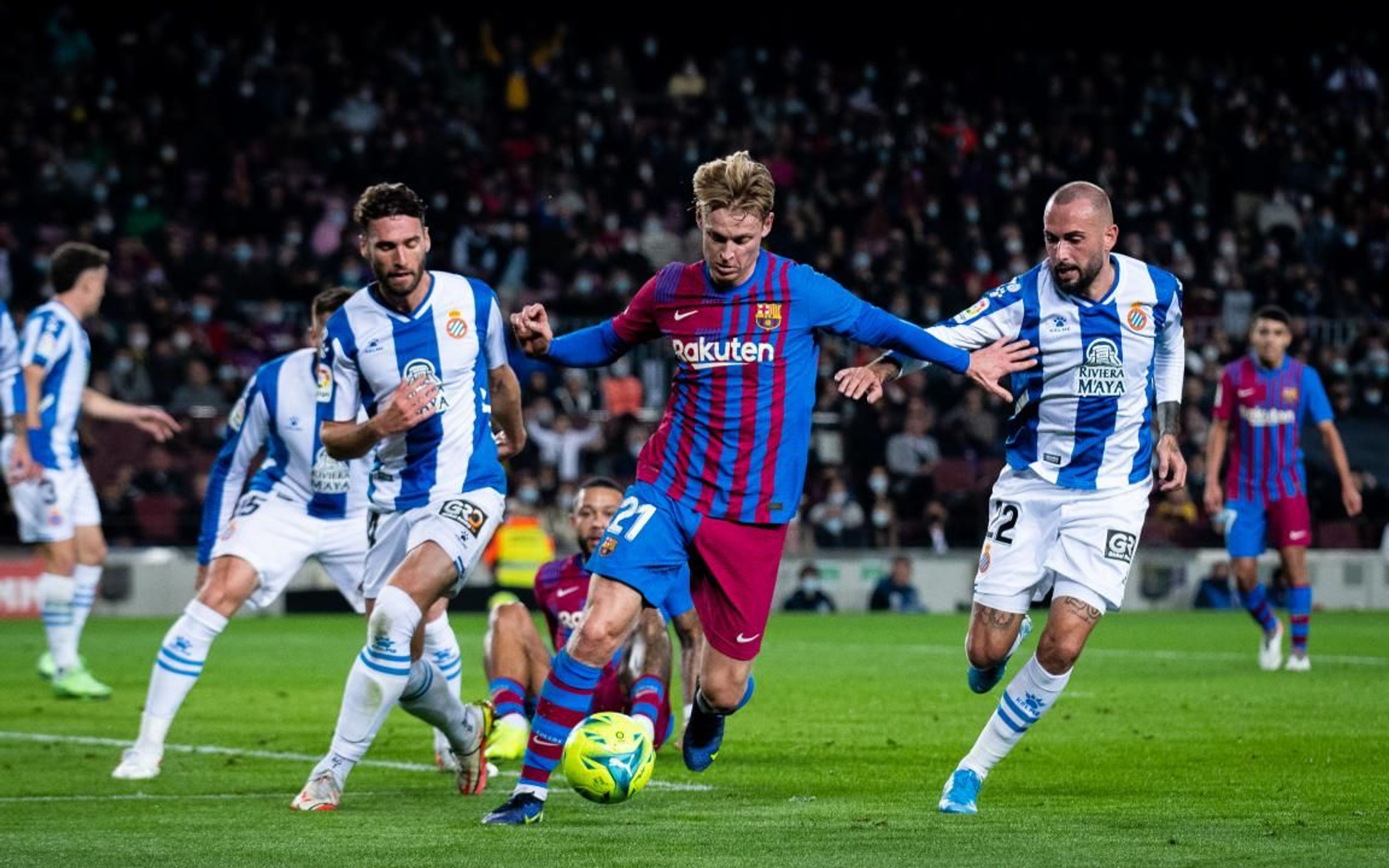 Barça v Espanyol in photos