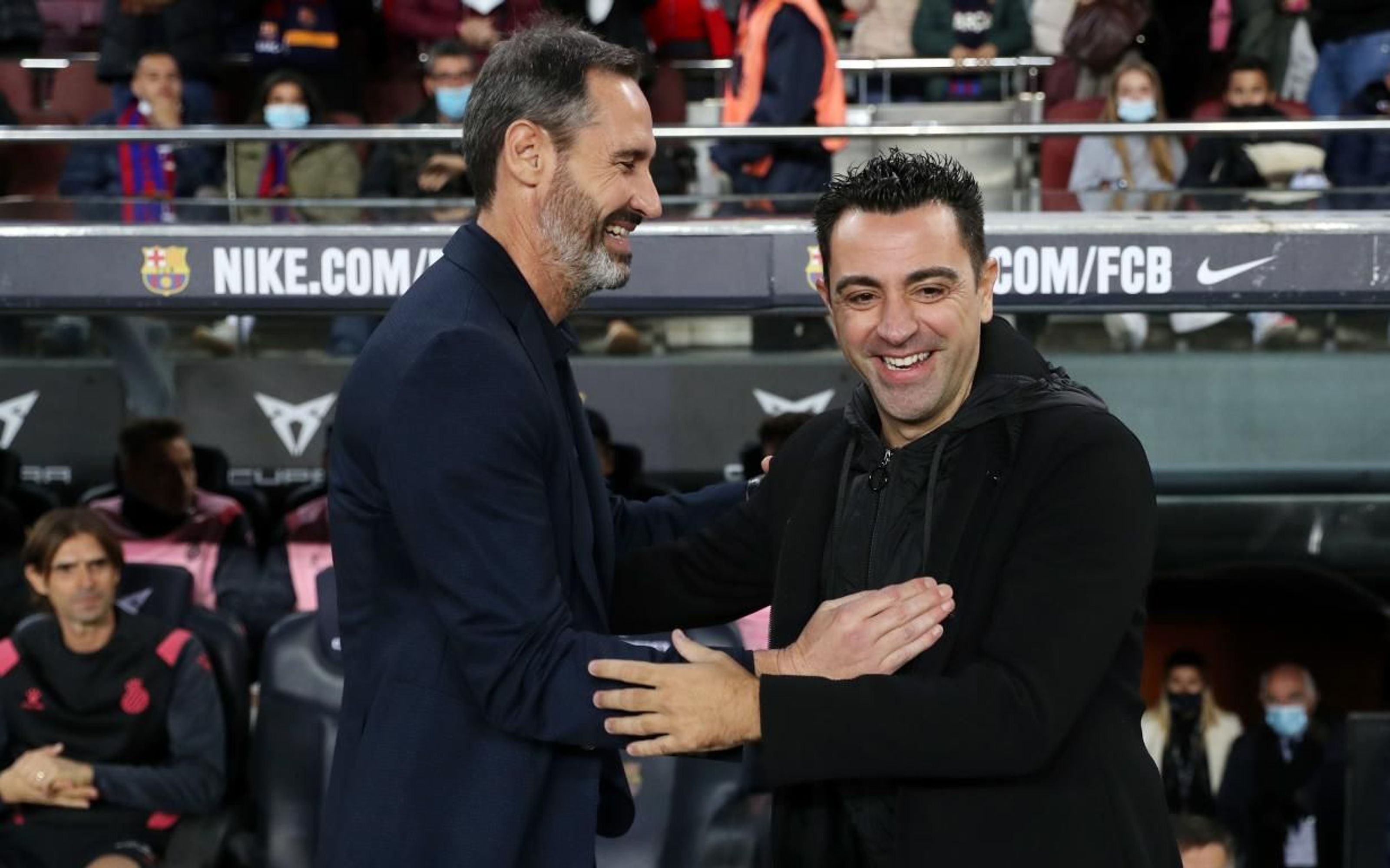 The other side of Xavi's debut