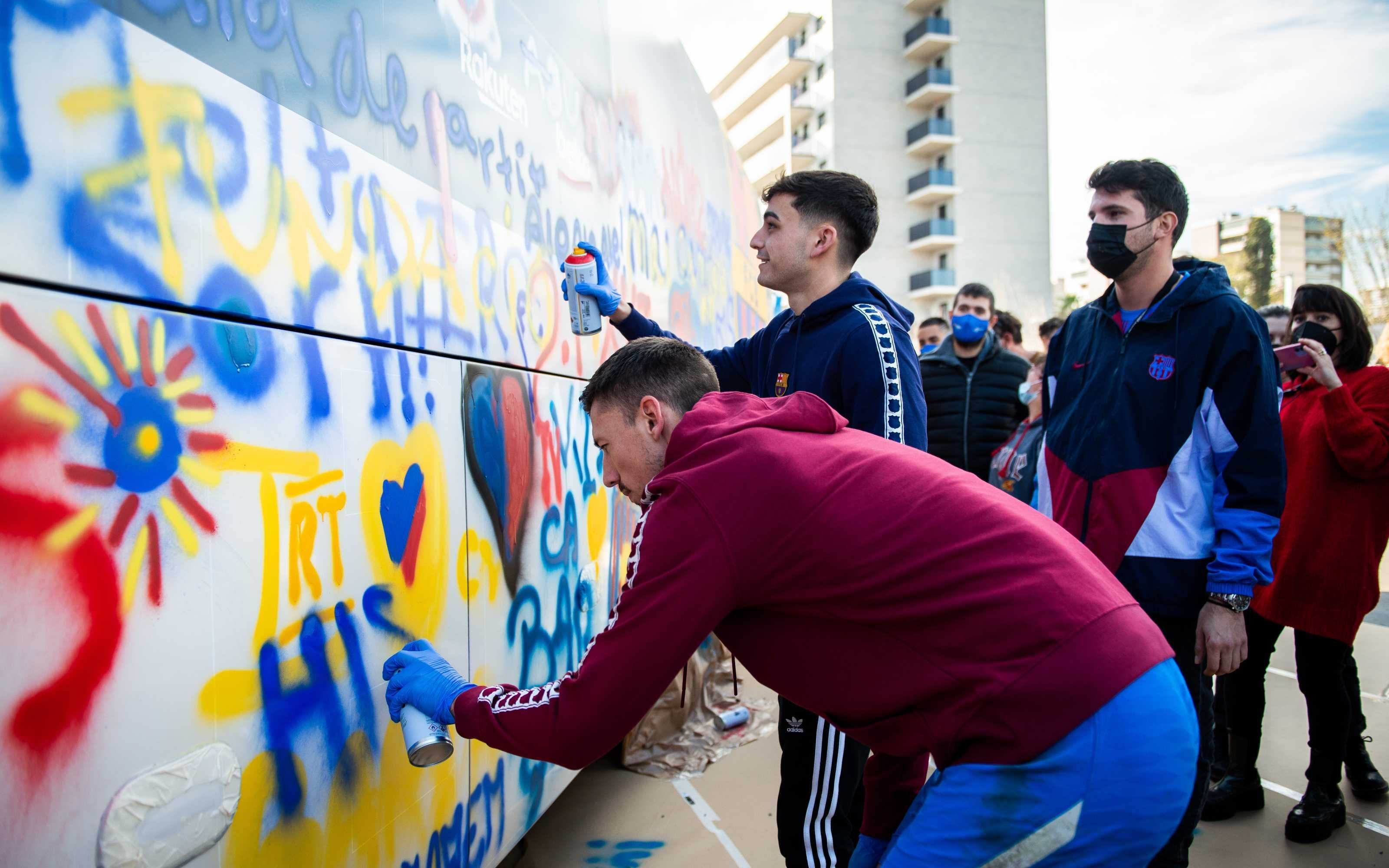 A unique team to design new Barça bus