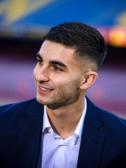 La presentation de Ferran Torres, en images