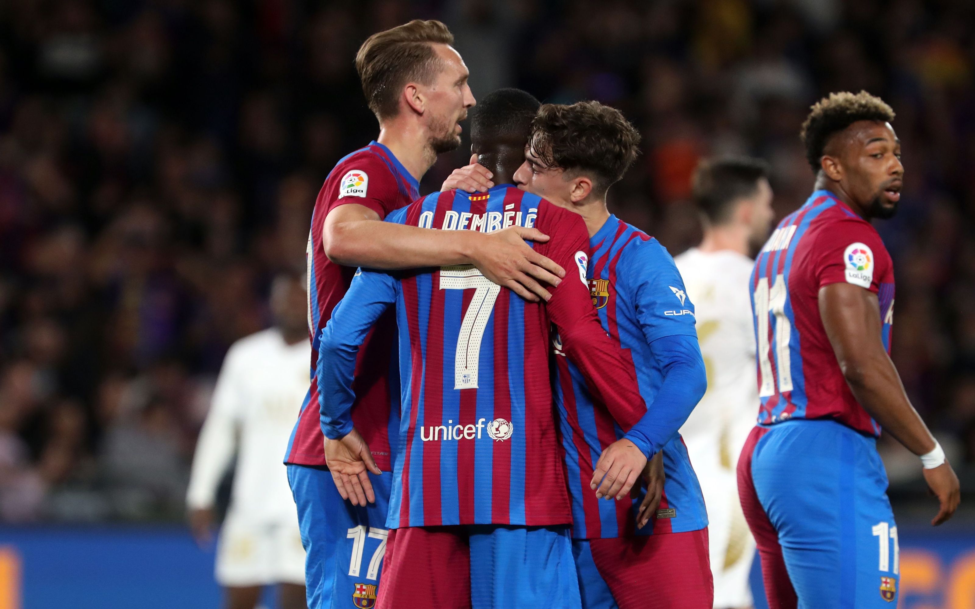 The best photos from the friendly in Sydney