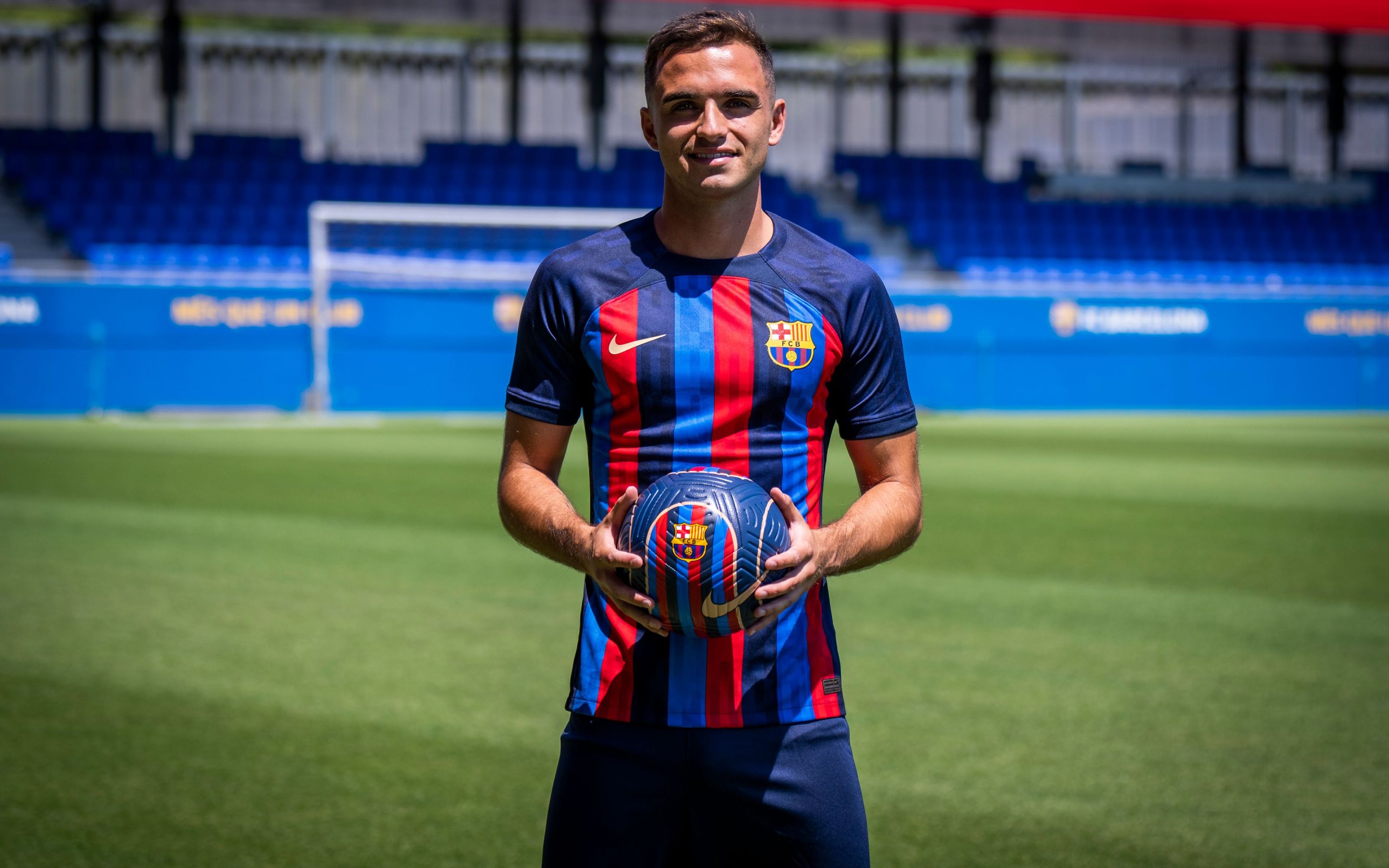 La presentación de Àlex Carbonell como jugador del Barça Atlètic