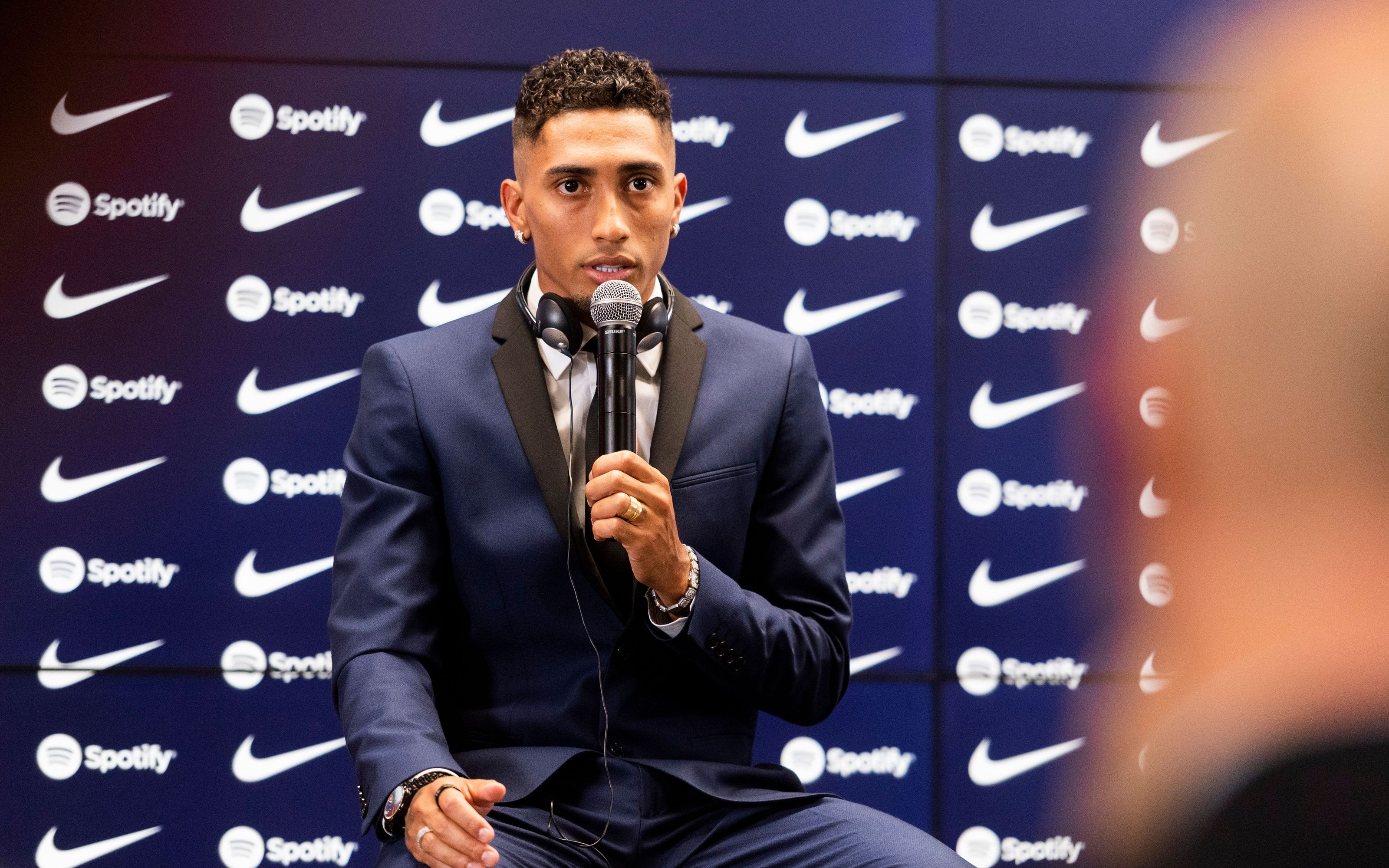 Le premier jour de Raphinha, en images