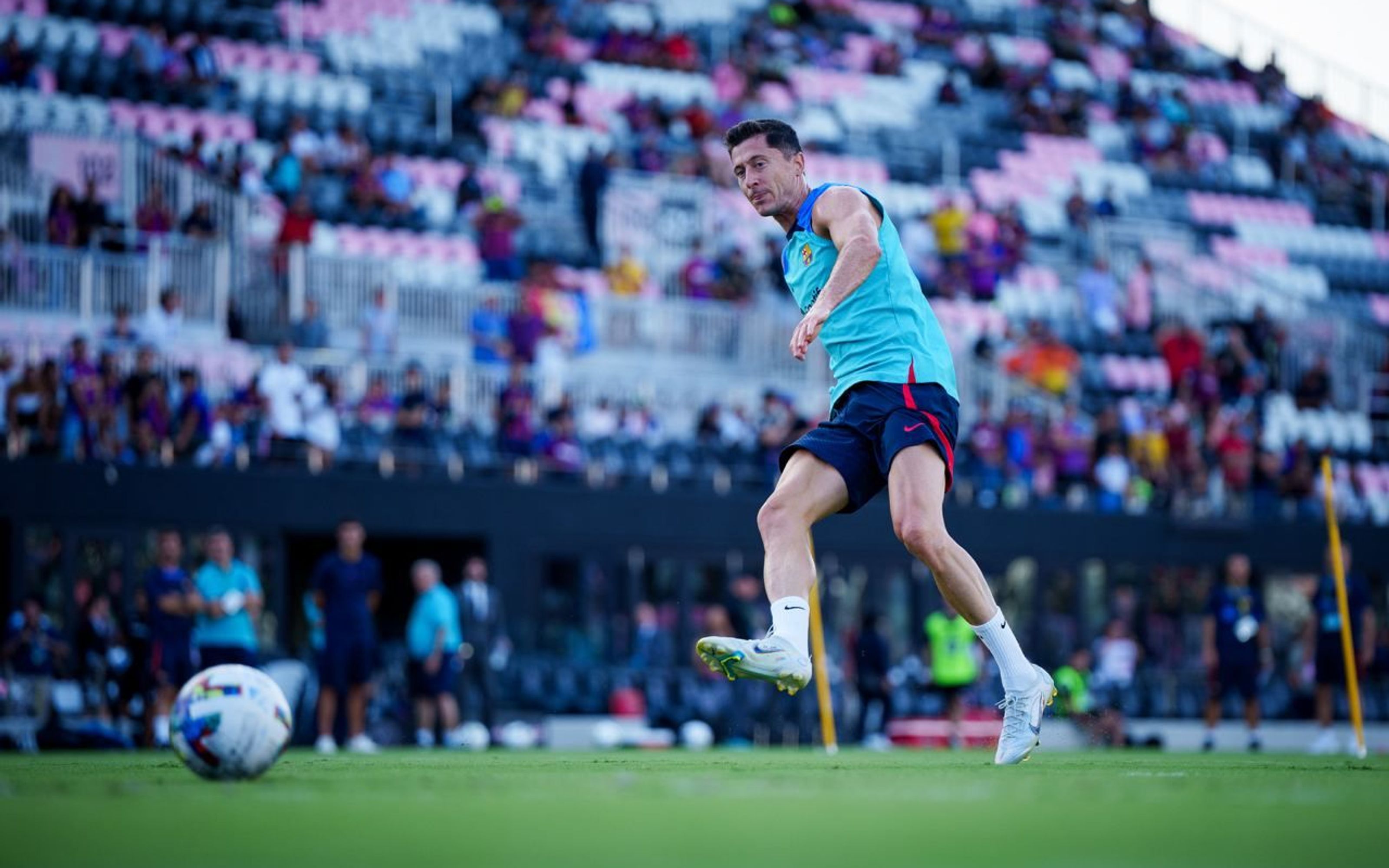 Lewandowski training in Miami