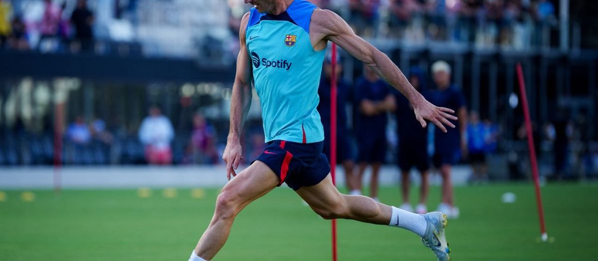 Lewandowski training in Miami