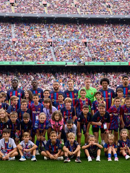 Fotografía niños y niñas Fútbol 1r equipo masculino FC BARCELONA ...